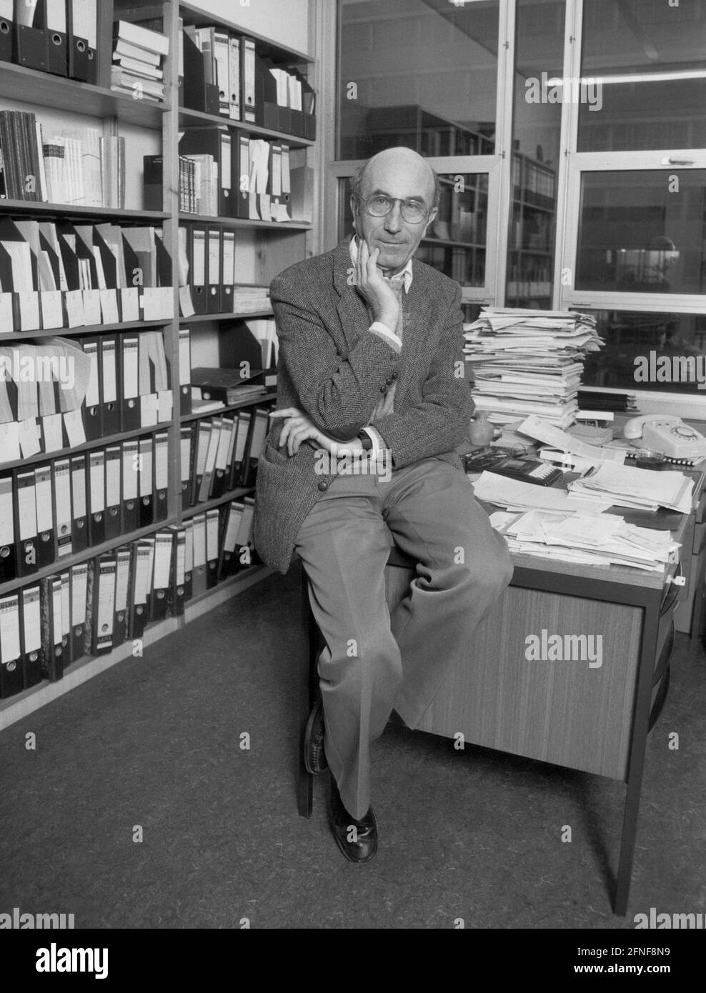 Niklas luhmann Banque de photographies et d’images à haute résolution ...