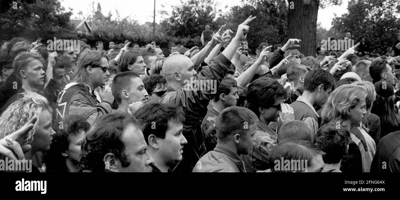 Hitler symbols Banque de photographies et d’images à haute résolution ...