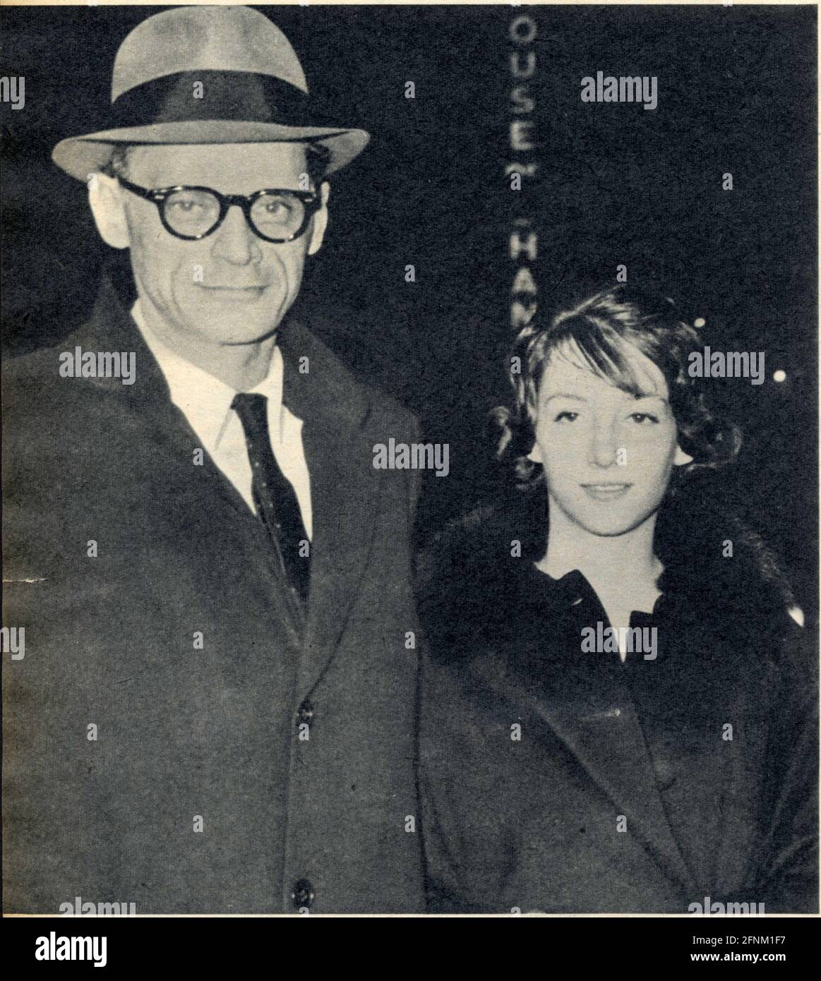 Arthur Miller avec sa fille Jane, 17 ans, née de son premier mariage ...