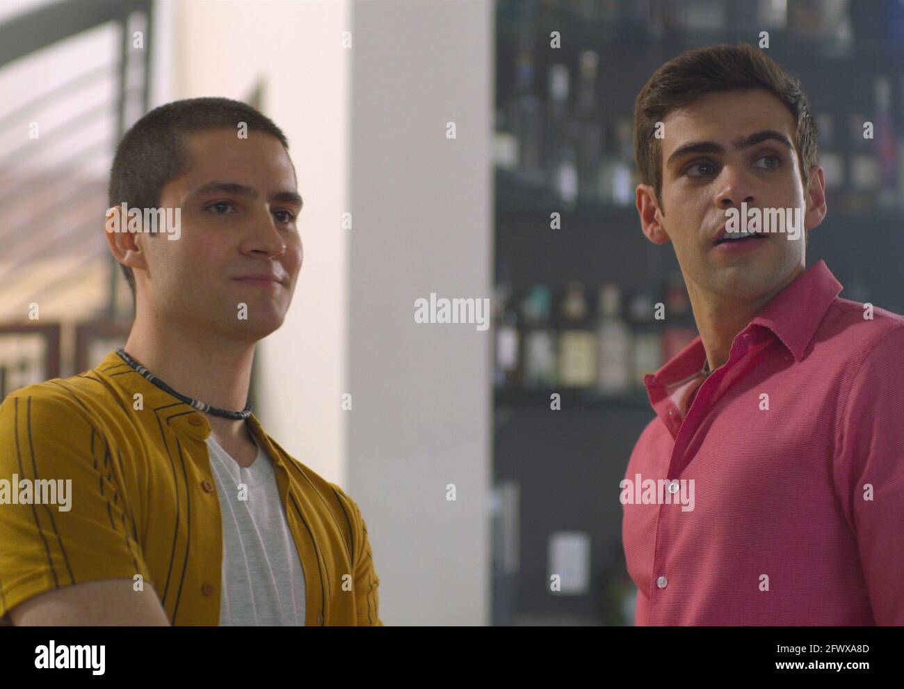 QUI A TUÉ Sara?, (alias QUIEN MATO A SARA?), de gauche à droite: Martin ...