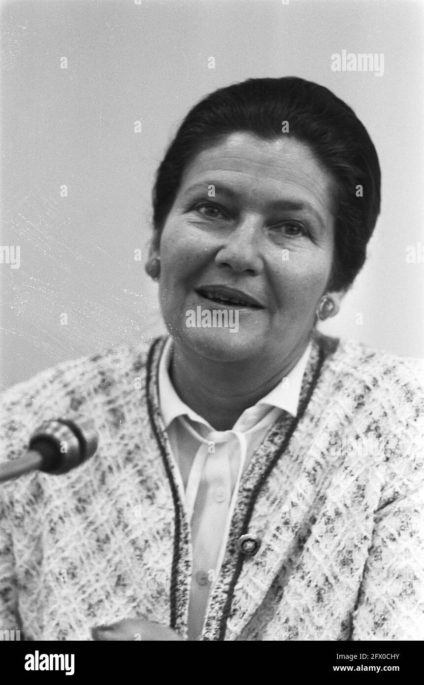 Simone veil Banque de photographies et d’images à haute résolution - Alamy