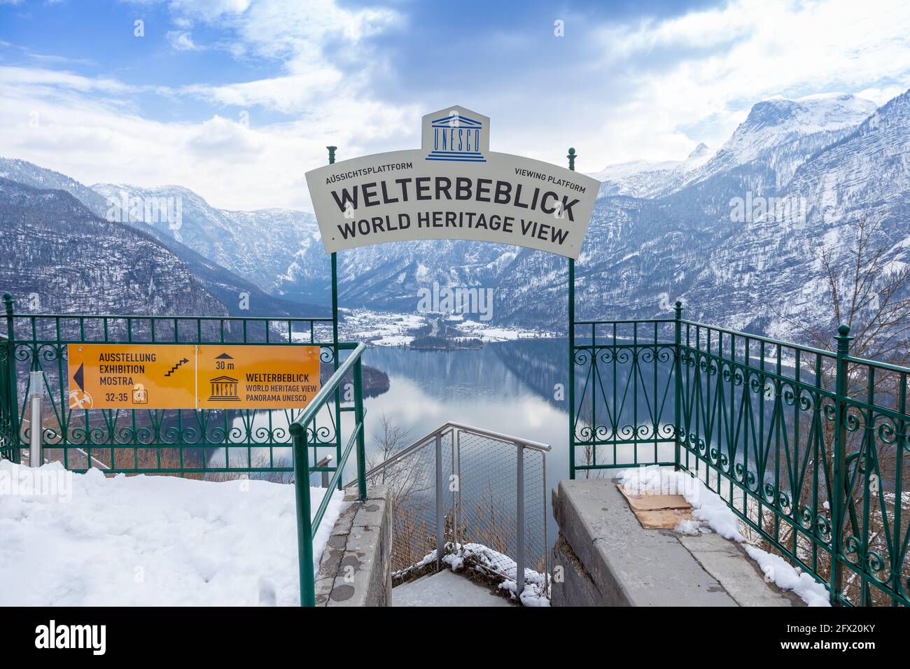 Skywalk hallstatt Banque de photographies et d’images à haute ...