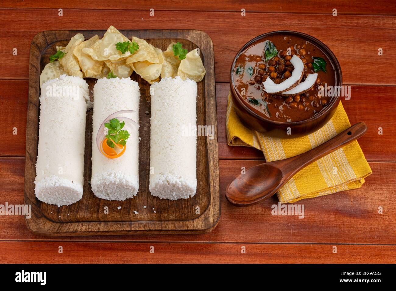 Puttu,Puttu de riz cru,Arisi Maavu Puttu avec du chana ou du bengal ...