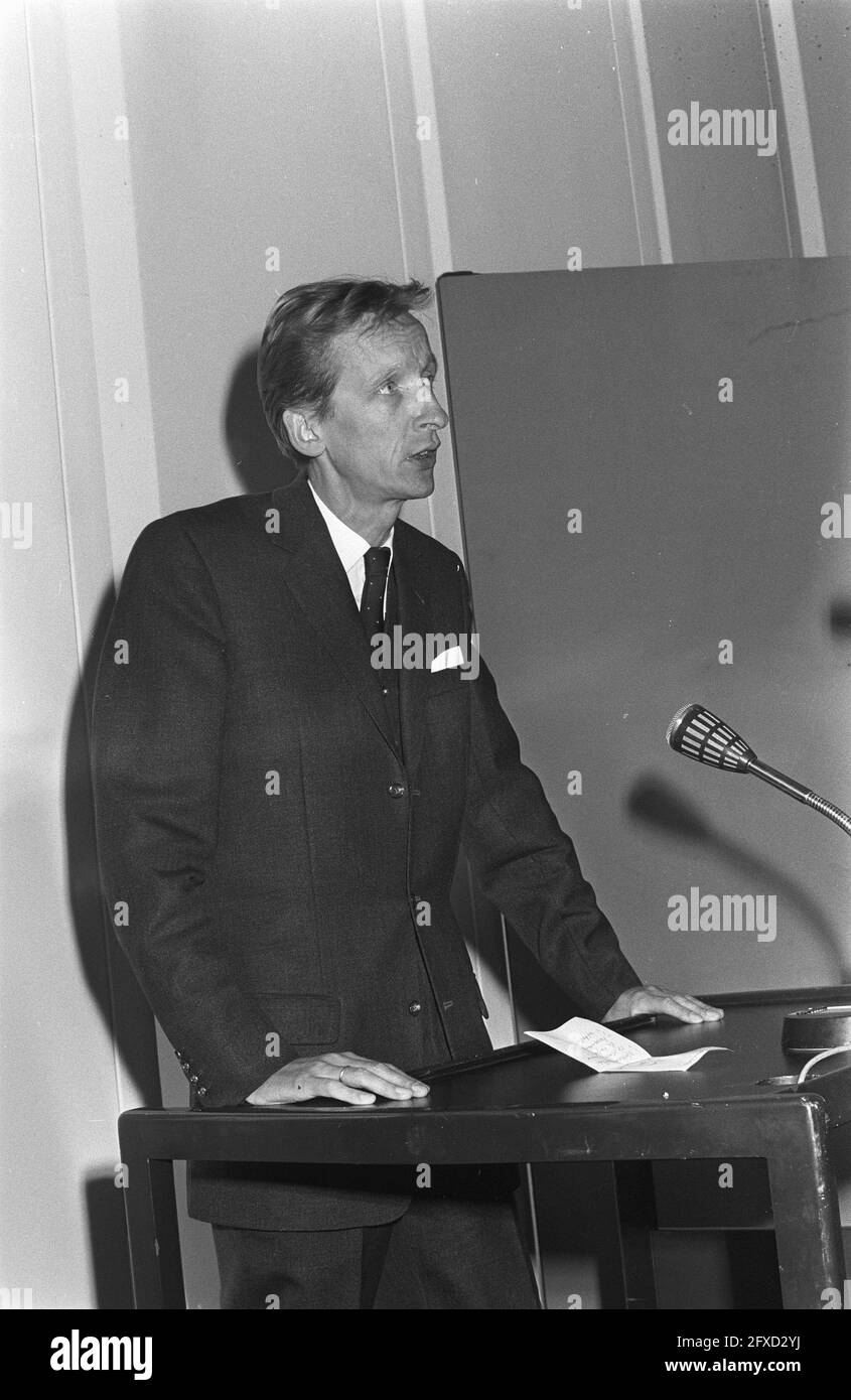 Pierre jansen ouvre Banque de photographies et d’images à haute ...