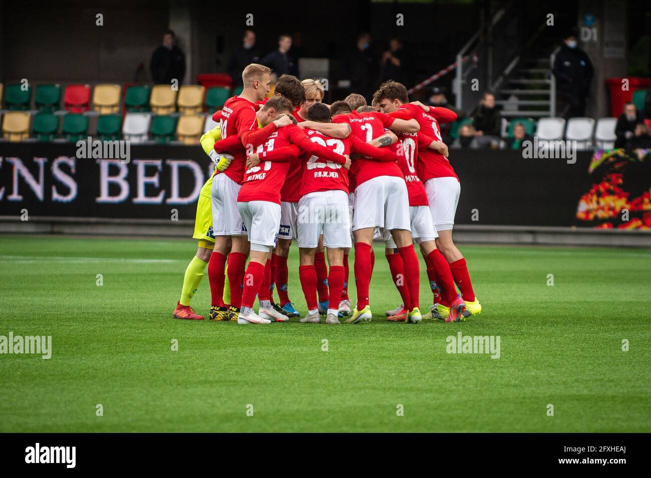 Cercle fcf Banque de photographies et d’images à haute résolution - Alamy Cercle fcf Banque de photographies et d’images à haute résolution - Alamy