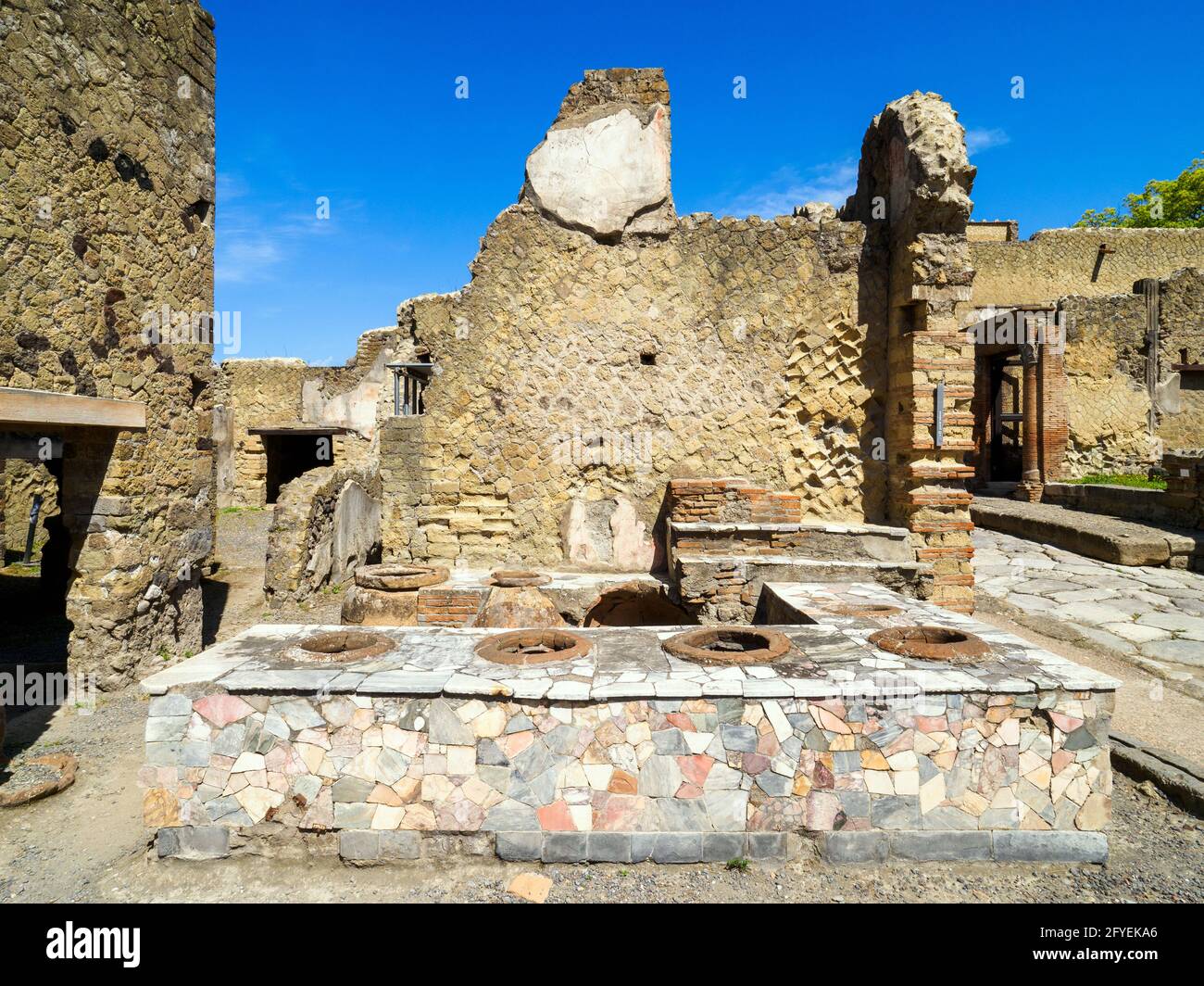 Herculaneum taberna italy Banque de photographies et d’images à haute ...