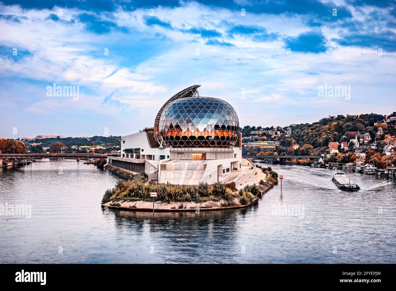 FRANCE. PARIS (75). 'LA SEINE MUSICALE' DANS L'ÎLE SEGUIN À BOULOGNE ...