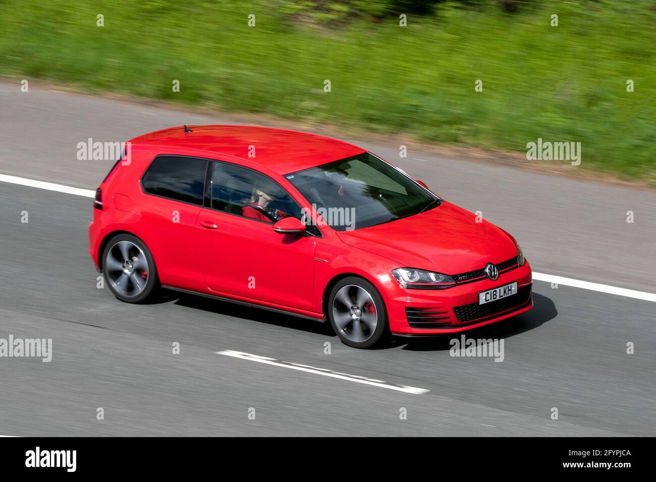 Volkswagen golf gti tsi Banque de photographies et d’images à haute ...