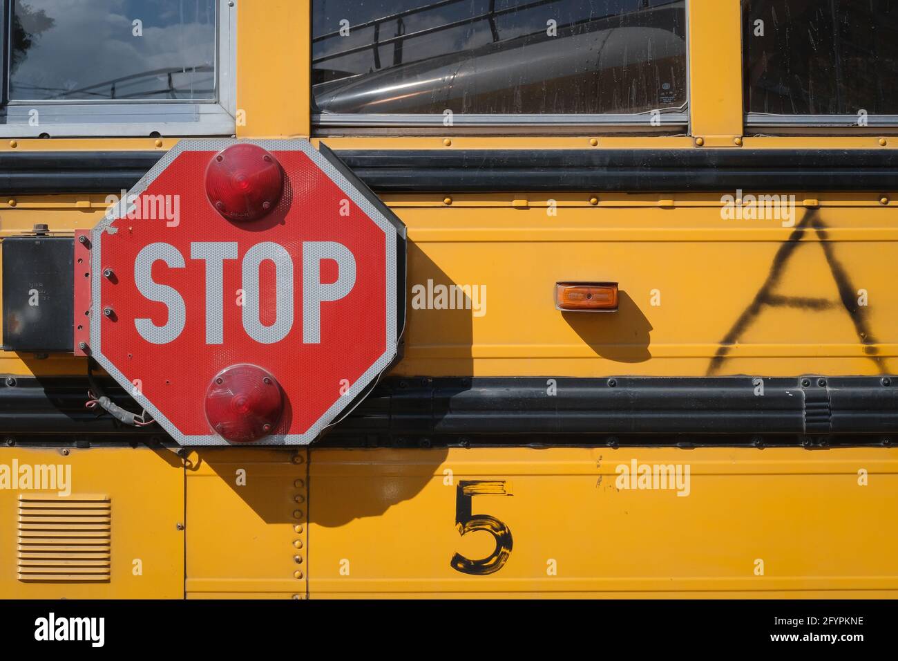 Panneau de signalisation de bus scolaire Banque de photographies et d ...
