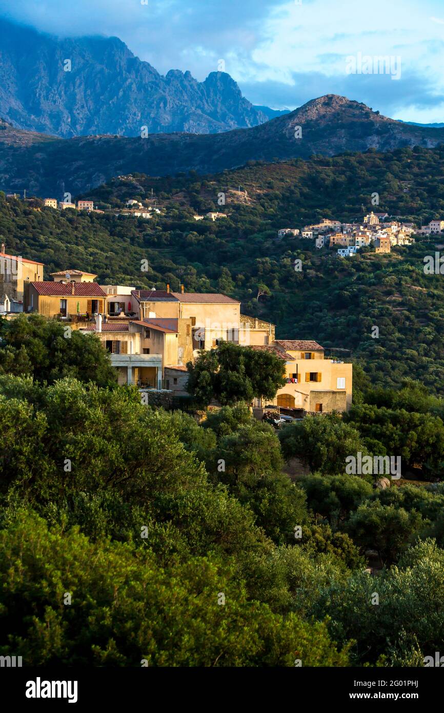 La balagne Banque de photographies et d’images à haute résolution - Alamy