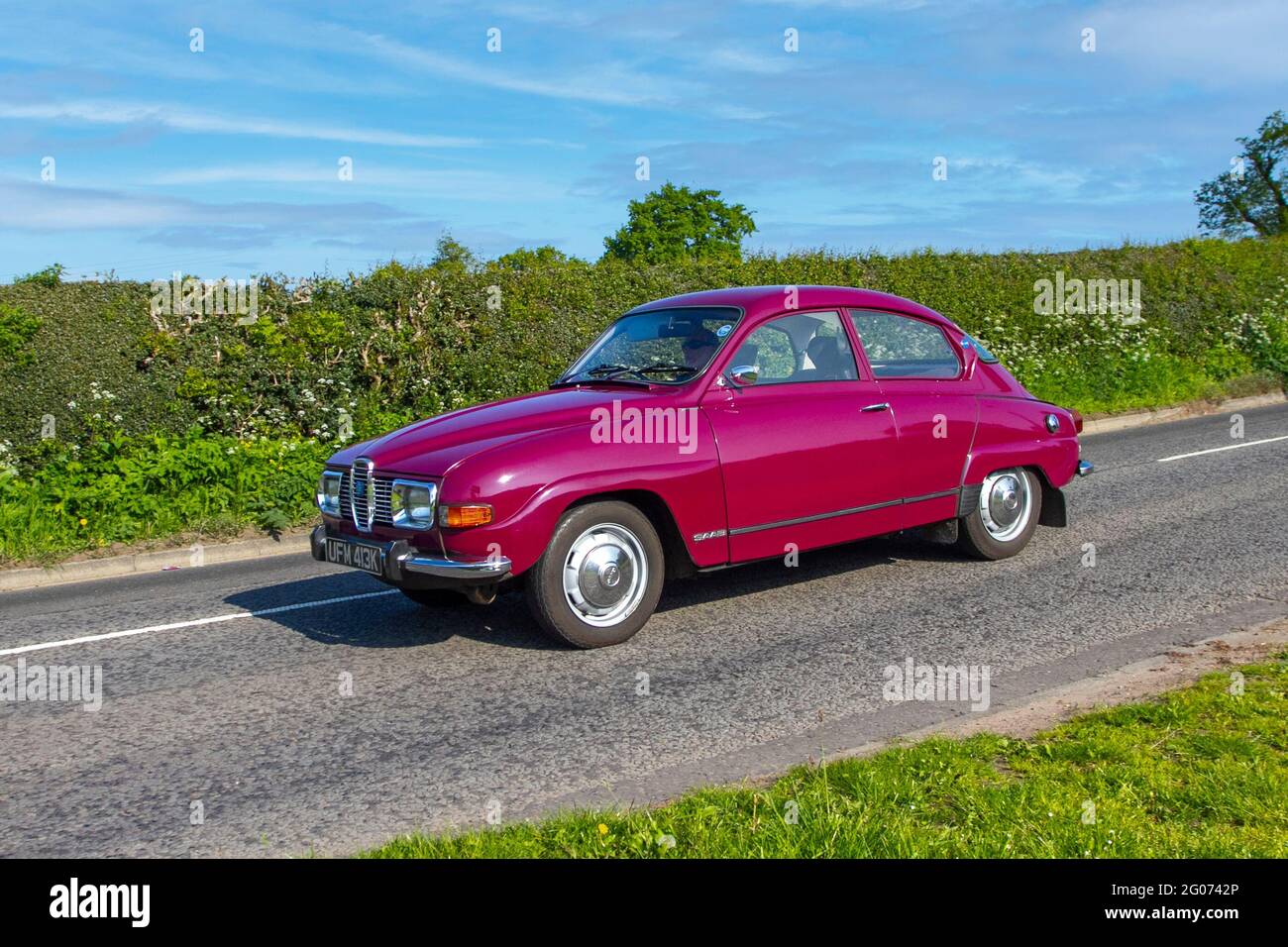 Saab 96 v4 des années 1970 Banque de photographies et d’images à haute ...