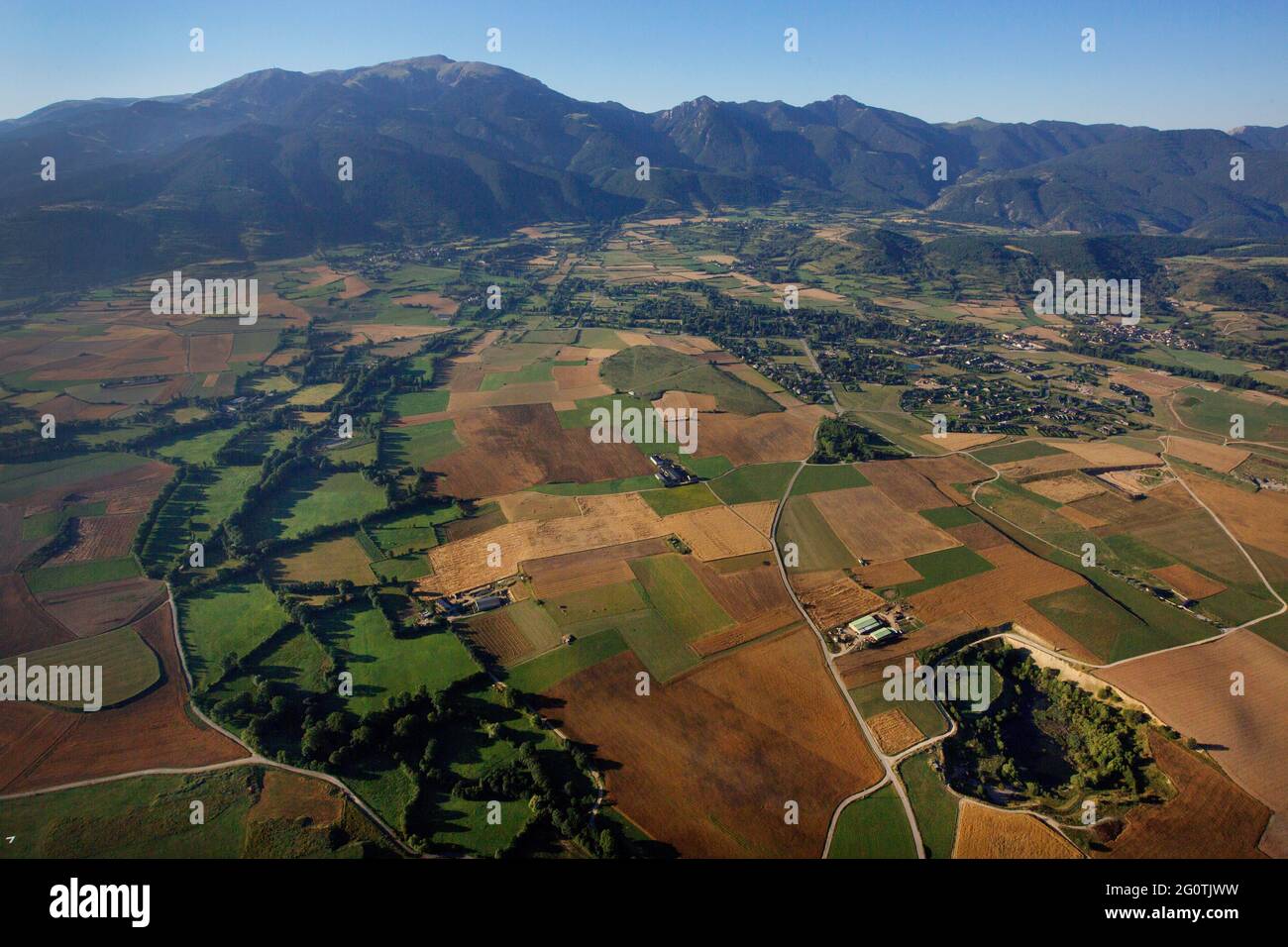 Bourg madame aérienne Banque de photographies et d’images à haute ...
