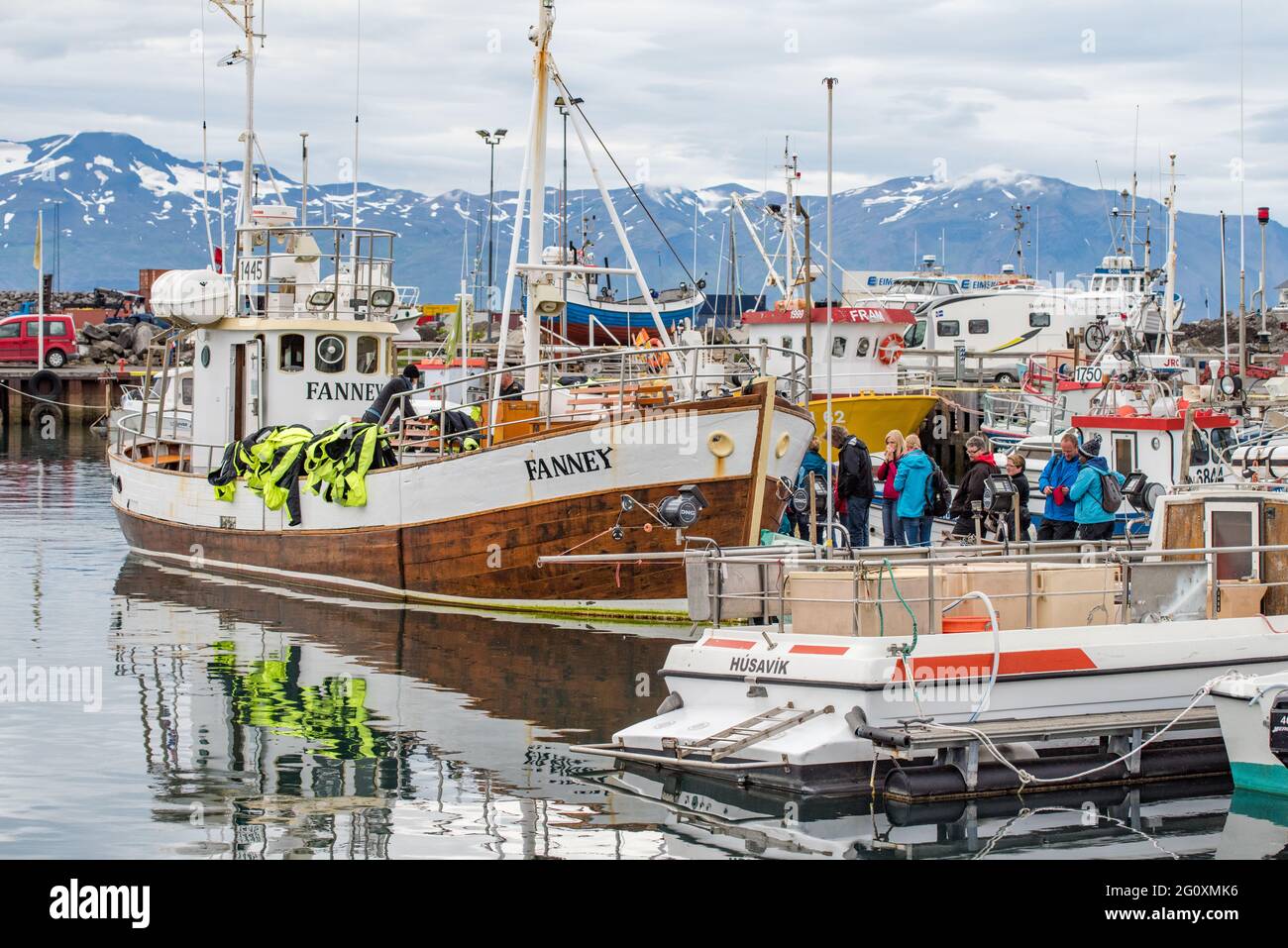 Husavik un village de pêcheurs isolé dans le nord de l'Islande est ...