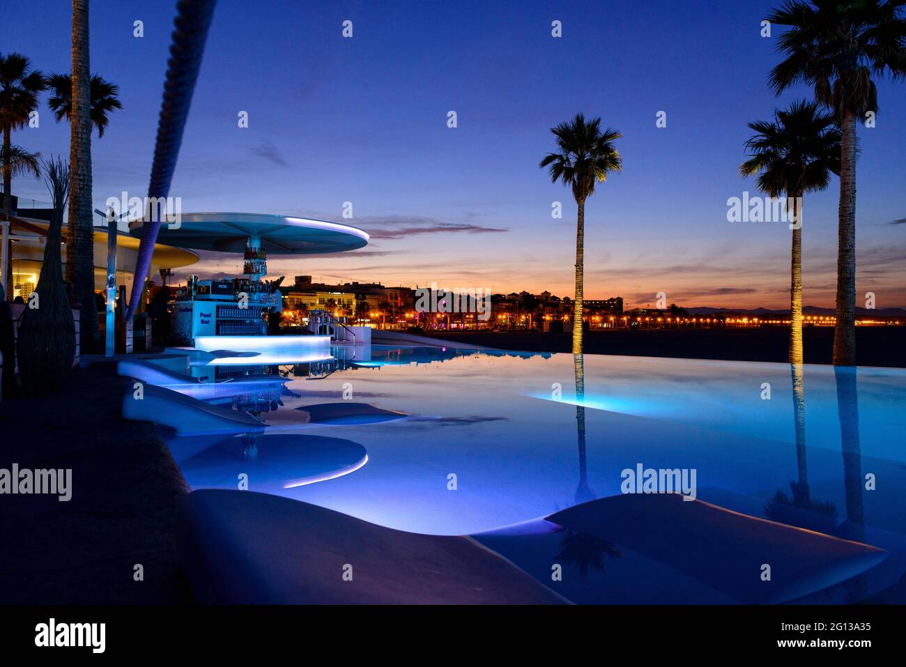 Marina Beach Club Restaurant Banque d'image et photos - Alamy