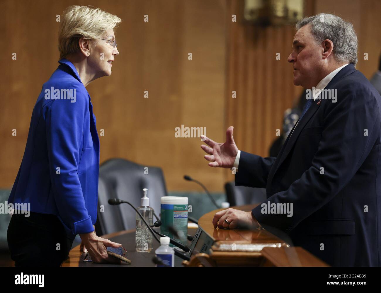 Commissaire du service du revenu interne charles rettig Banque de ...