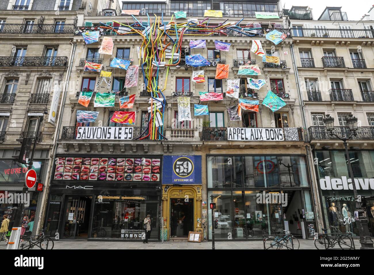 59 rue de rivoli Banque de photographies et d’images à haute résolution ...