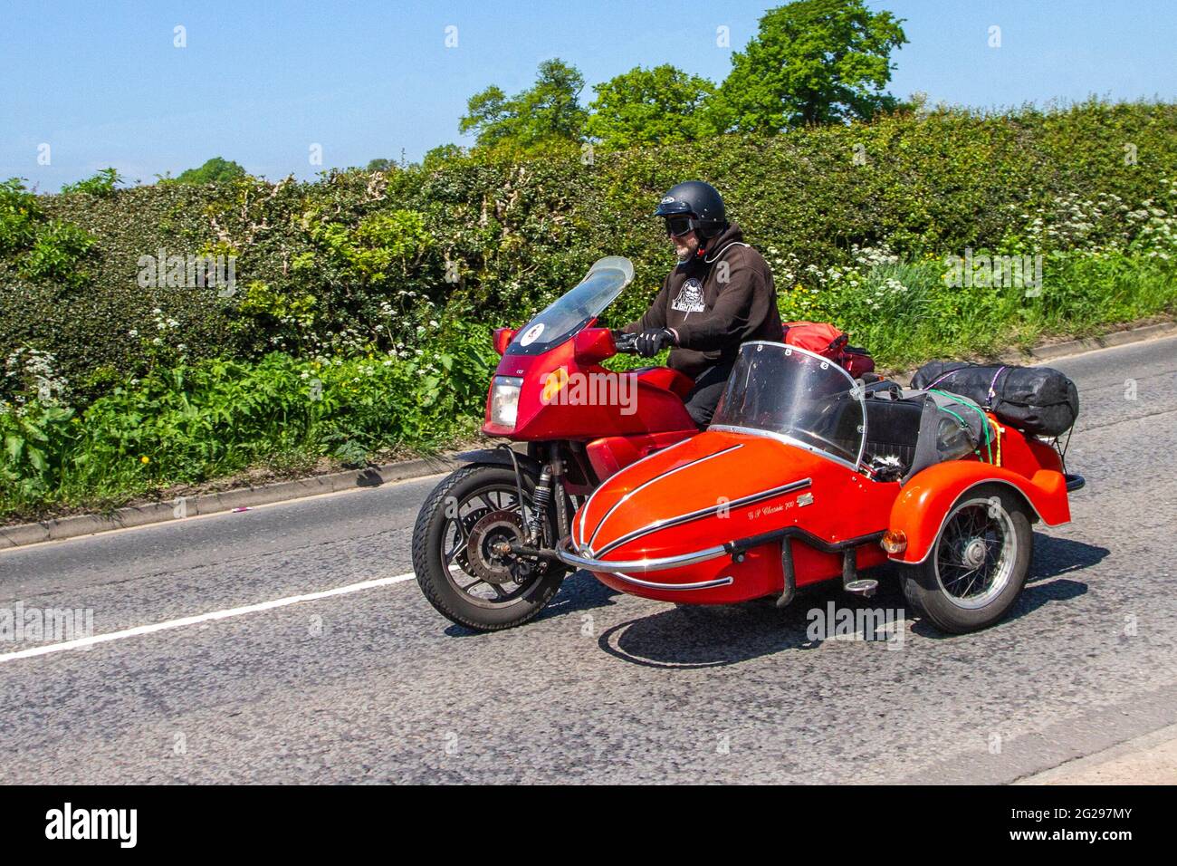Sidecar touring Banque de photographies et d’images à haute résolution ...