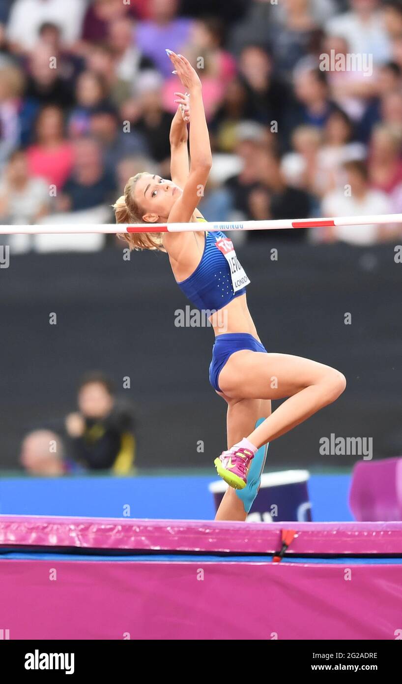 Yuliya levchenko high jump Banque de photographies et d’images à haute ...