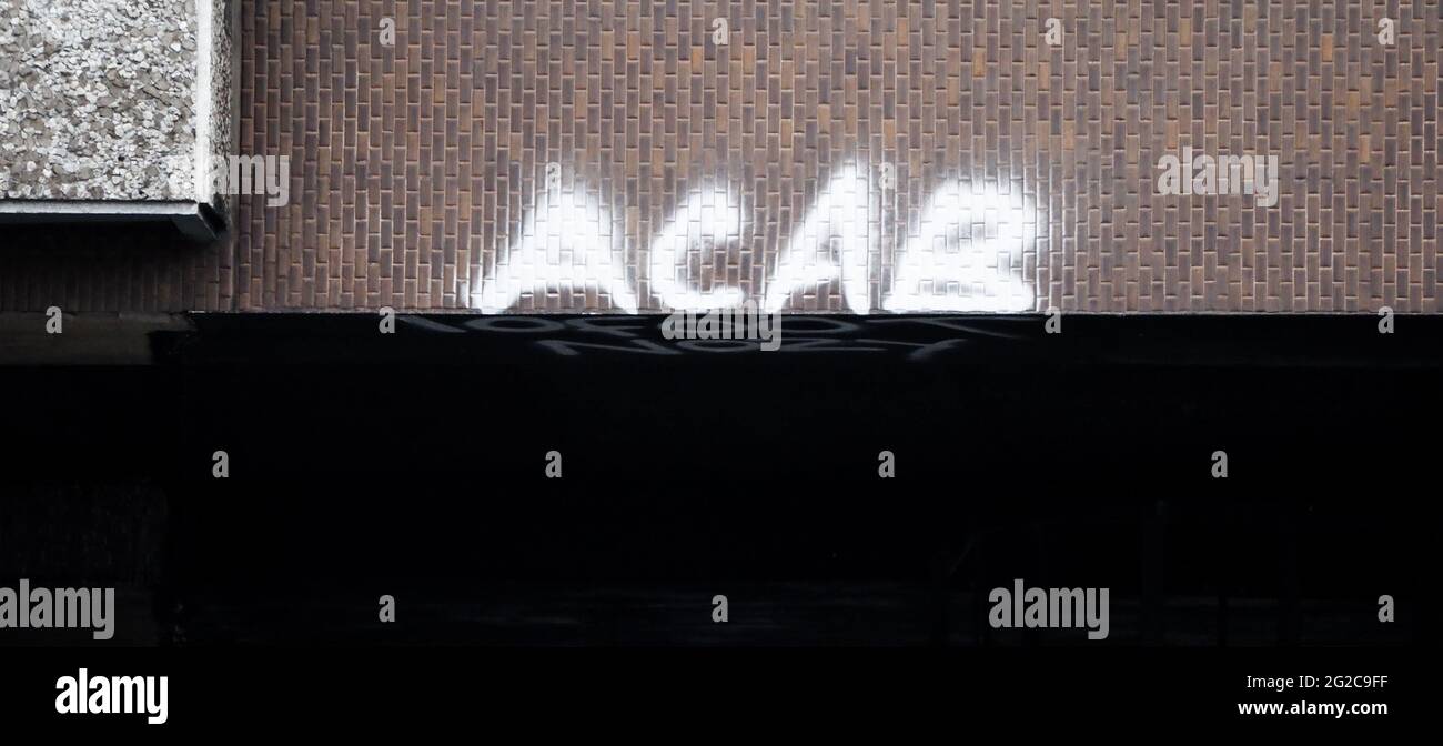 Acab graffiti Banque de photographies et d’images à haute résolution ...