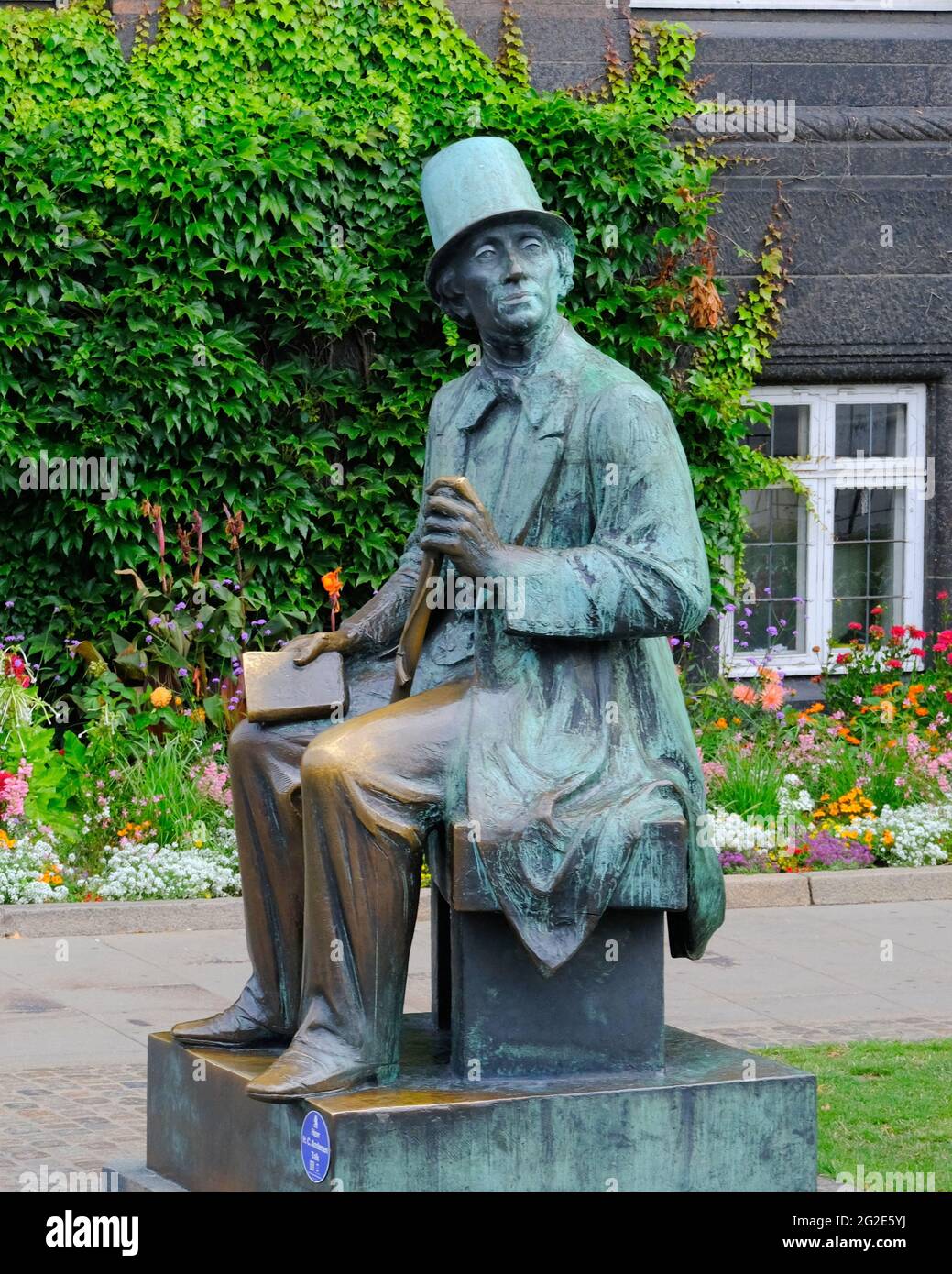 Hans christian anderson statue Banque de photographies et d’images à ...