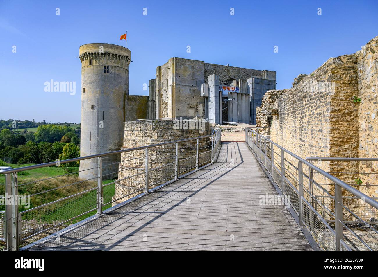 Le Château de falaise est le lieu de naissance de Guillaume le ...