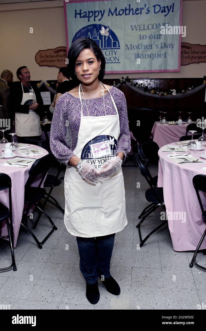 Shiba russell Banque de photographies et d’images à haute résolution ...