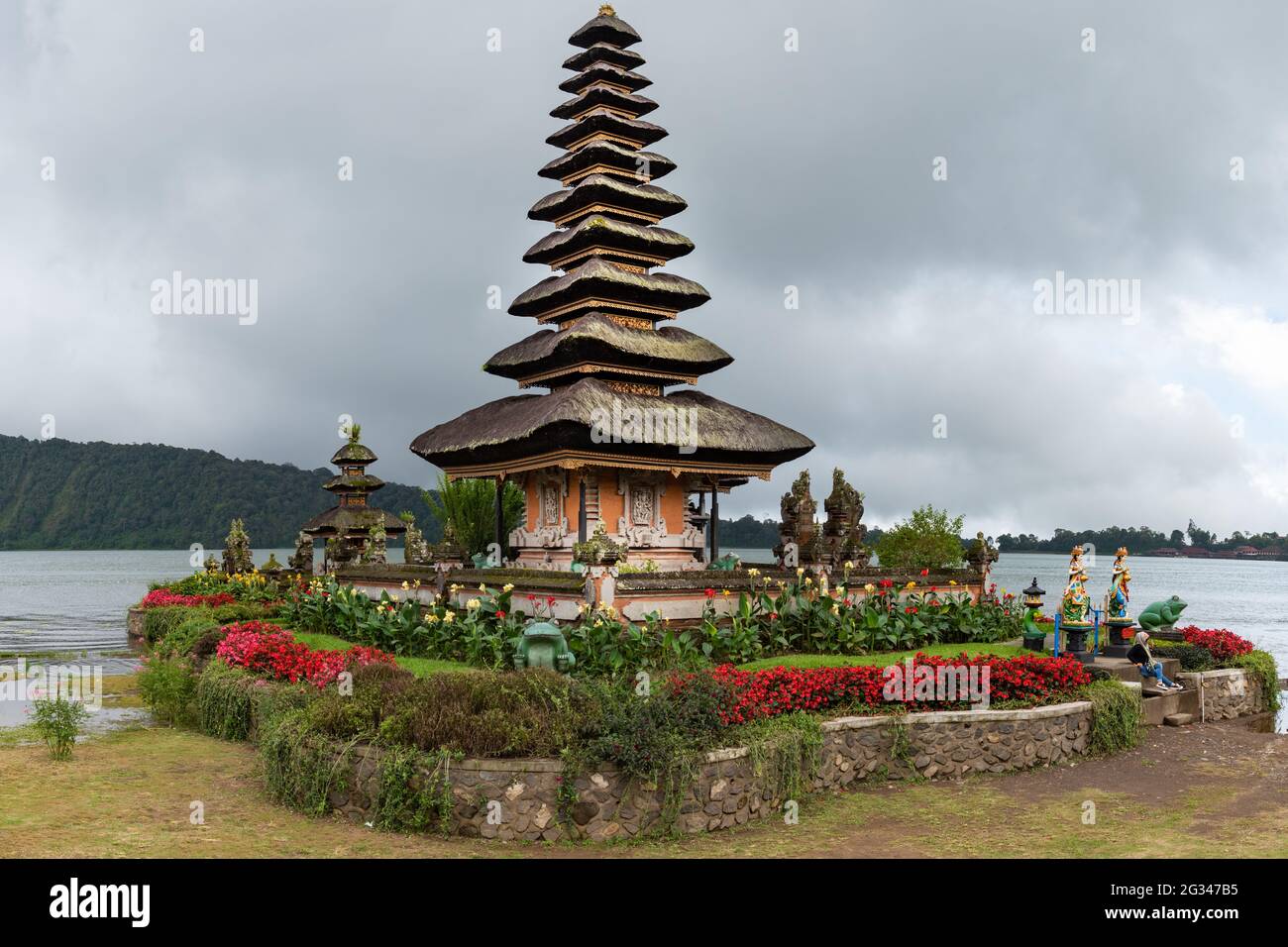 Visite du temple Banque de photographies et d’images à haute résolution - Alamy