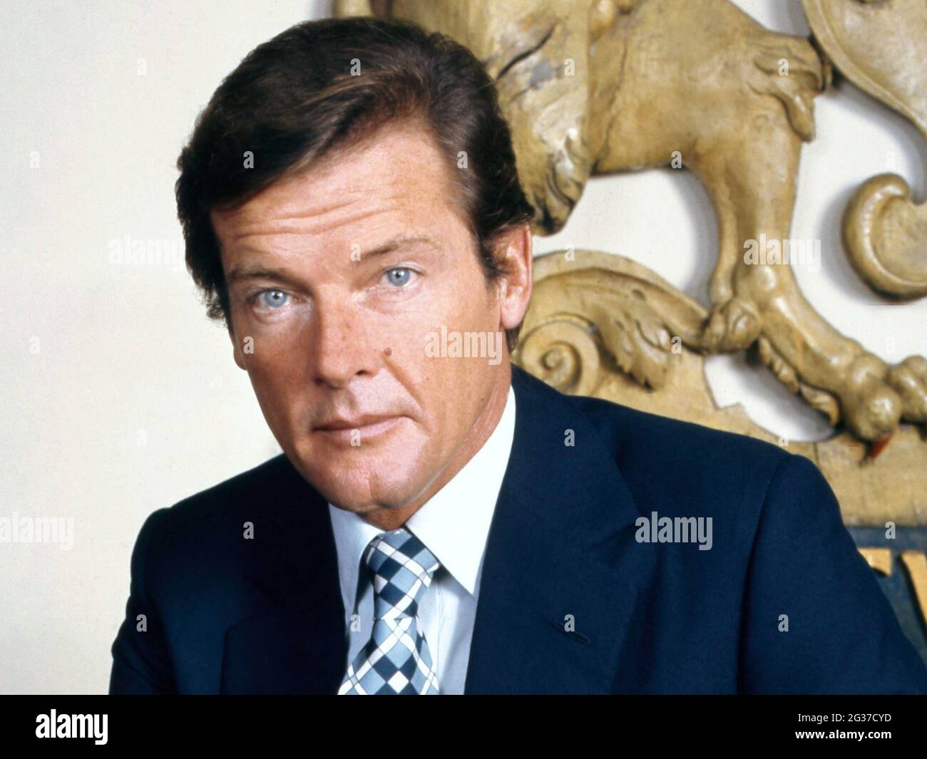 Ivanhoe Tv Roger Moore Banque d'image et photos - Alamy