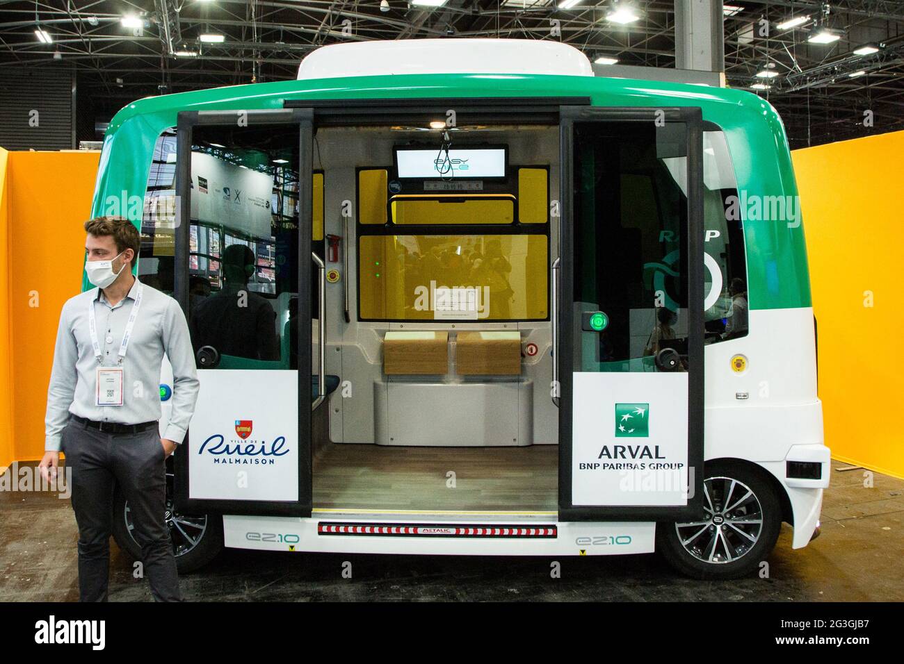 Paris, France. 16 juin 2021, RAPIDE BUS Autotome - 5ème édition Viva ...