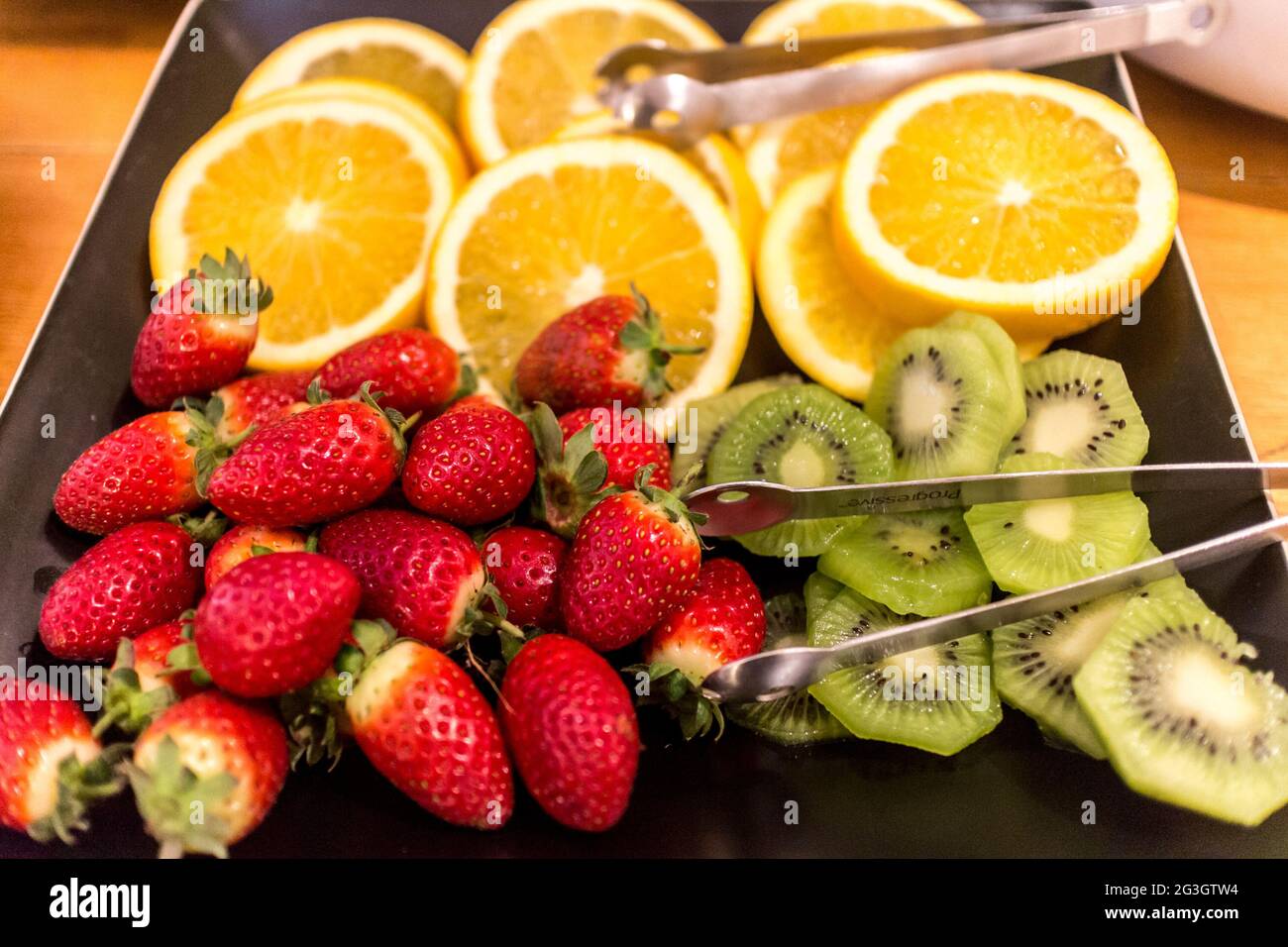 Plateau de fruits Banque de photographies et d’images à haute ...