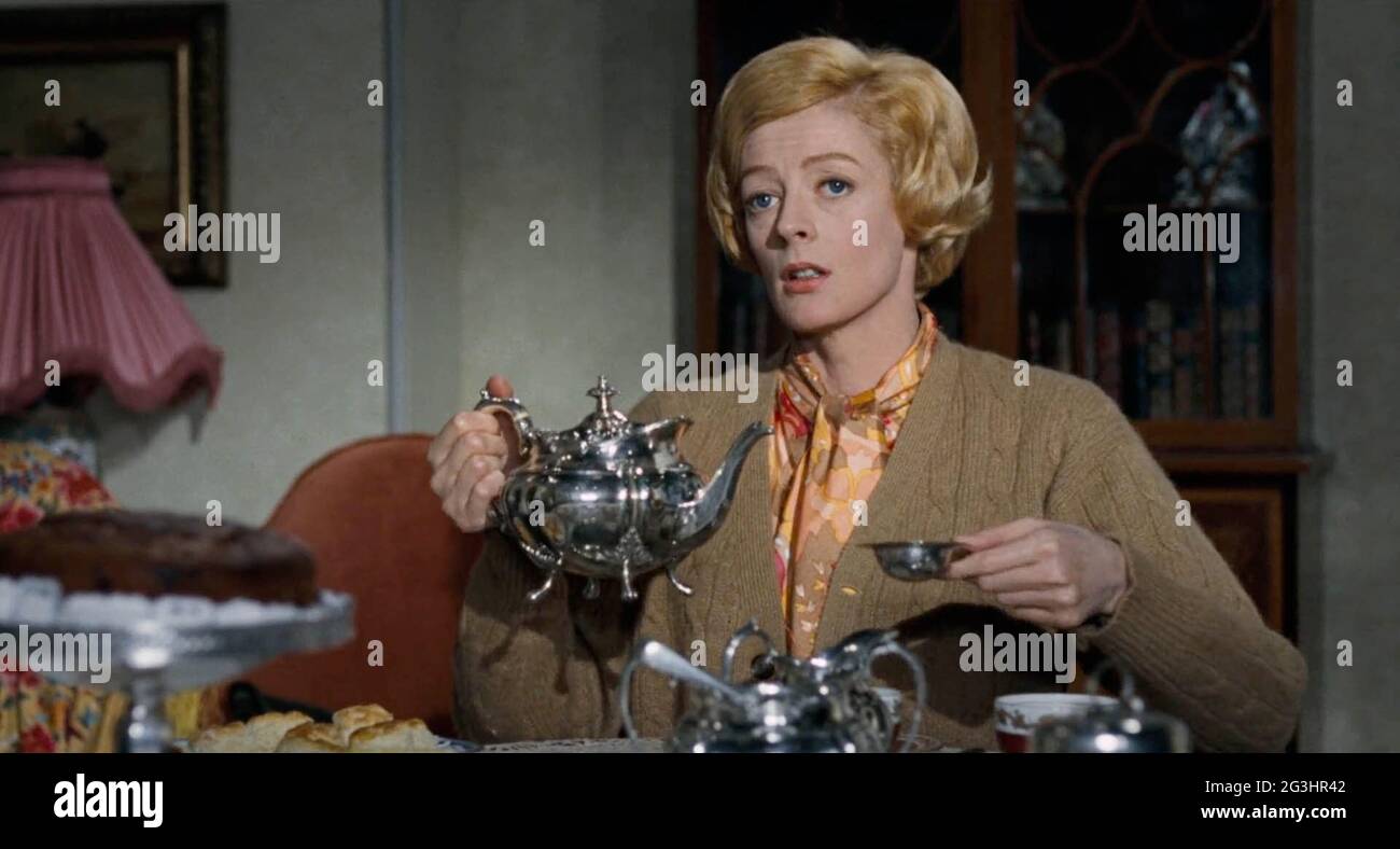Londres. Maggie Smith dans une scène en (C) film de Fox du 20e siècle ...