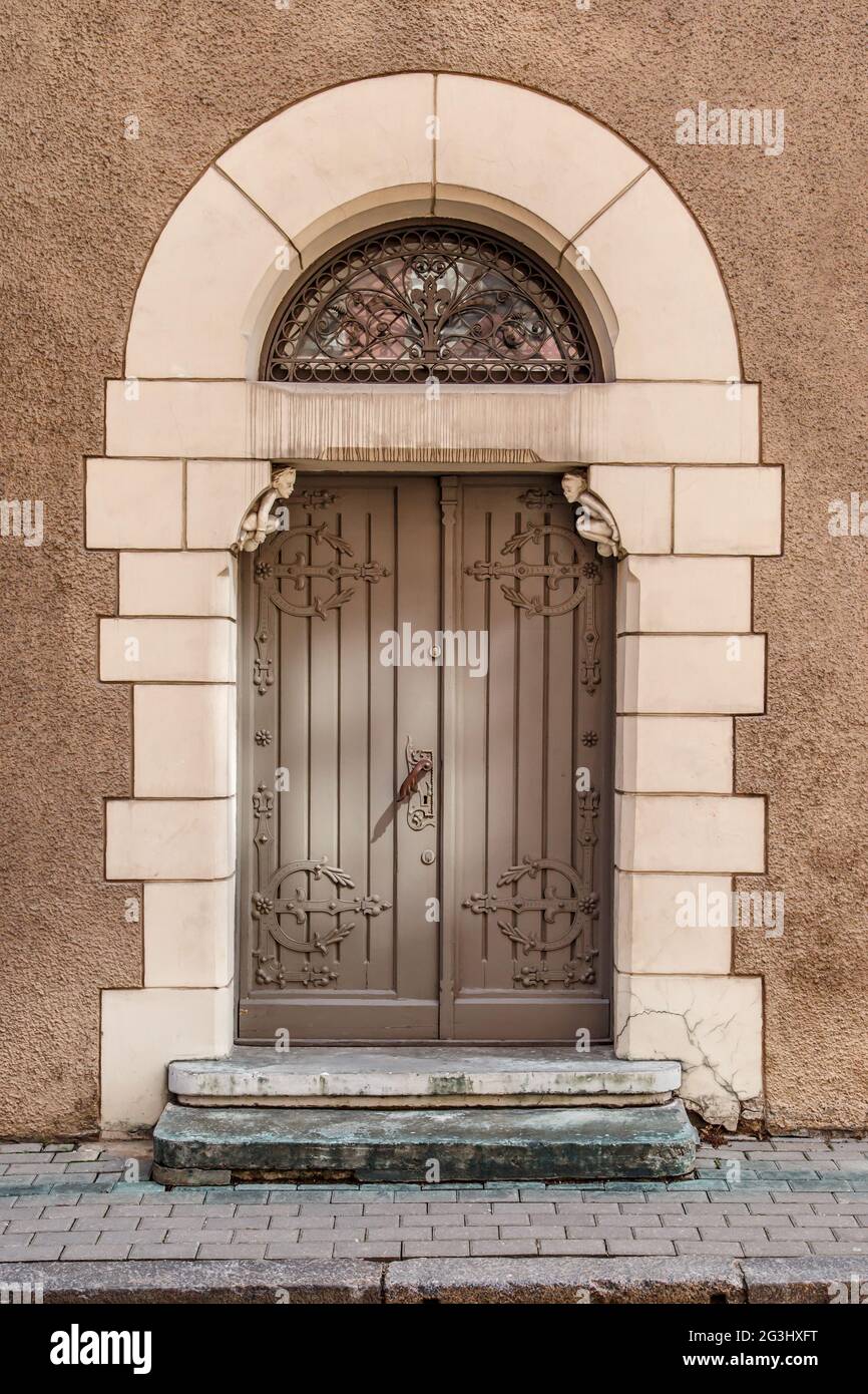 Vintage wooden door Banque de photographies et d’images à haute ...