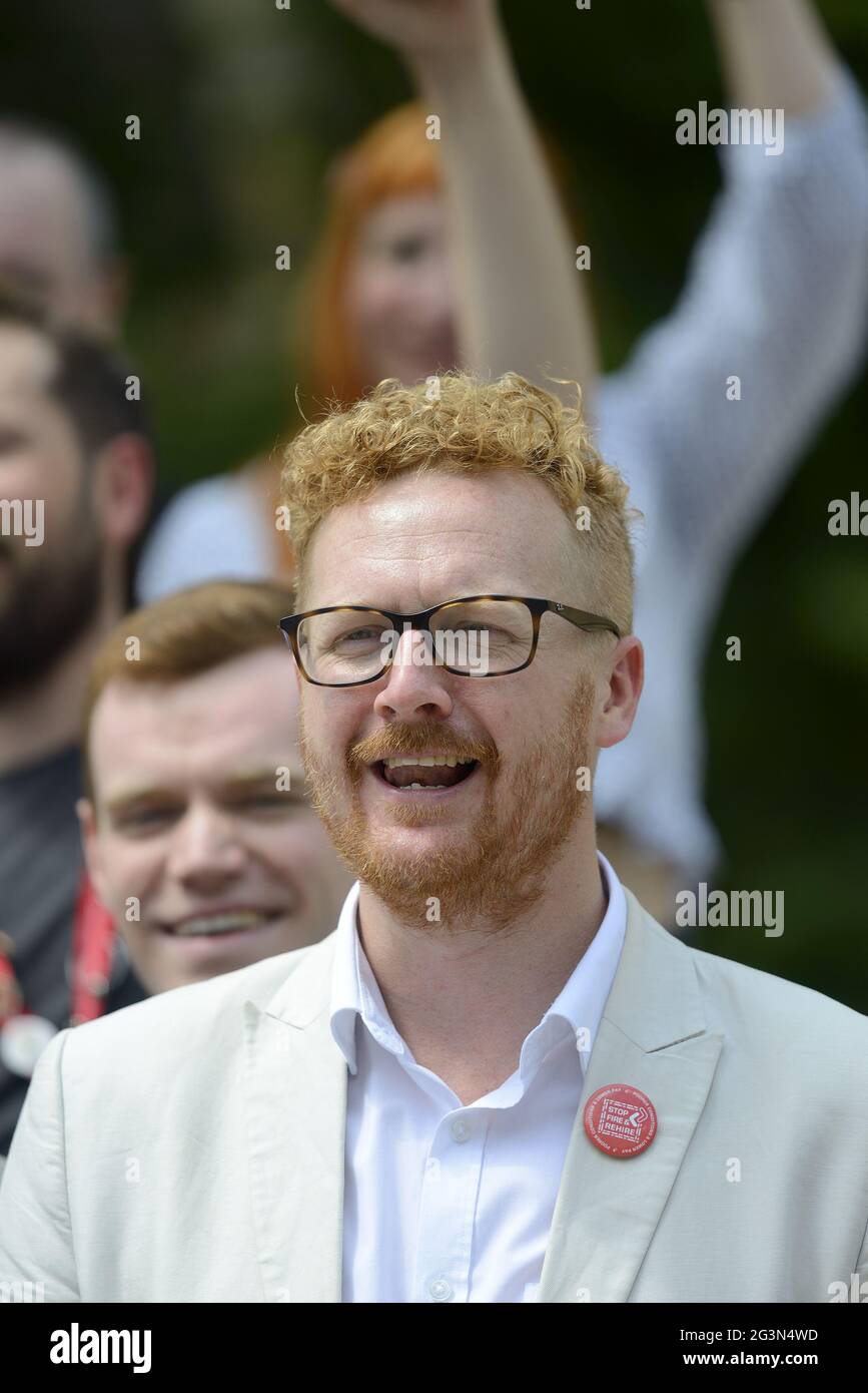 Portrait de lloyd russell moyle Banque de photographies et d’images à ...