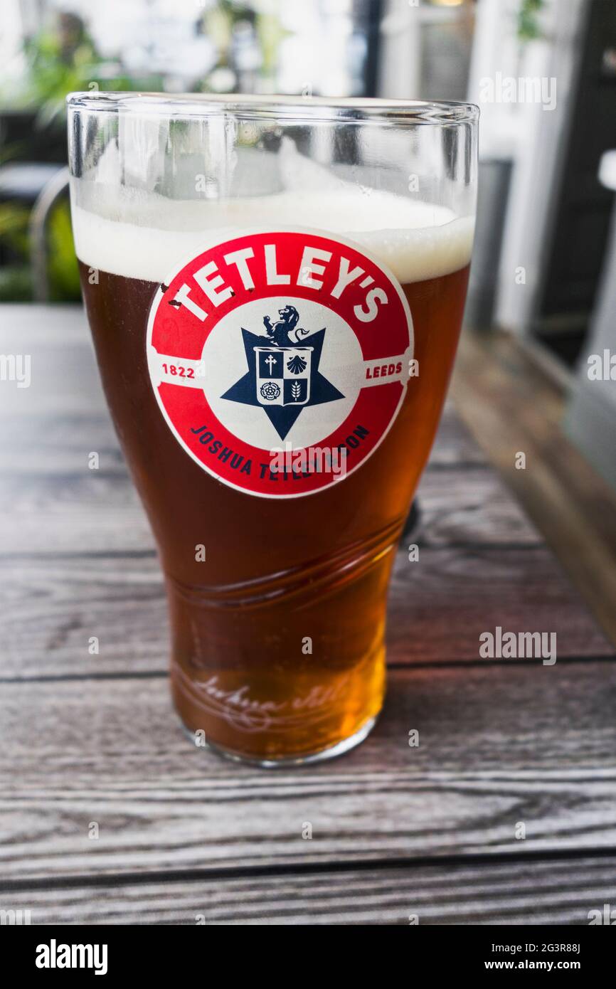 Joshua tetley et son fils Banque de photographies et d’images à haute ...