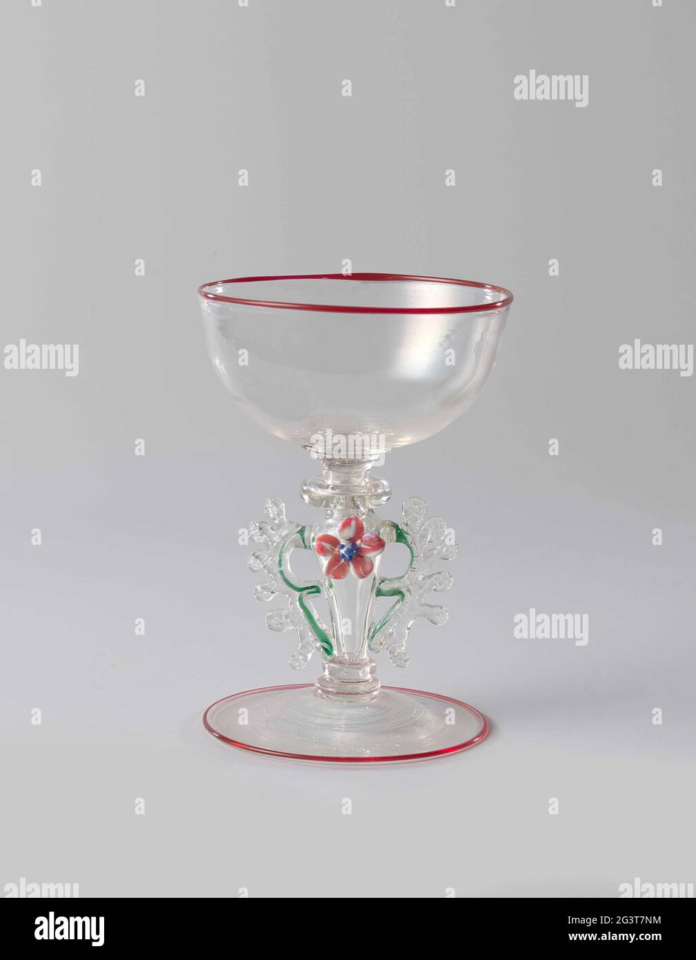 Fleurs en forme de calice Banque de photographies et d’images à haute ...