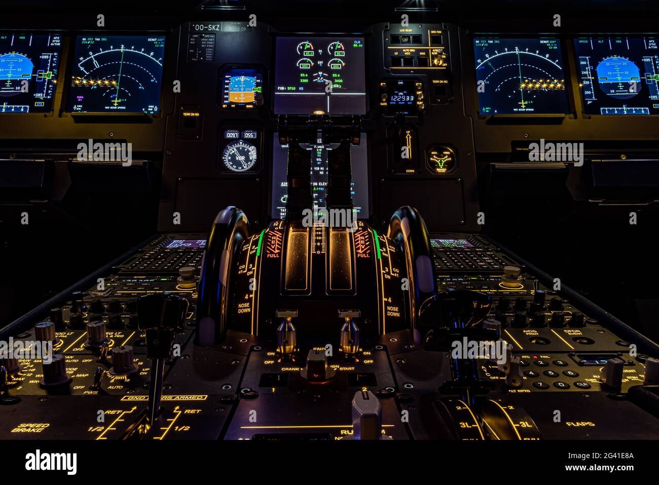 Pilot cockpit airbus Banque de photographies et d’images à haute ...