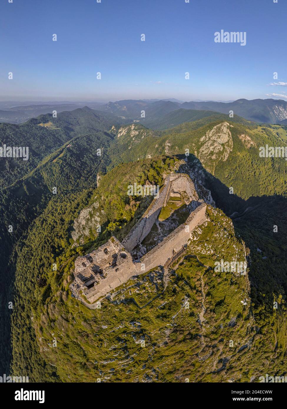 Chateau montsegur Banque de photographies et d’images à haute ...