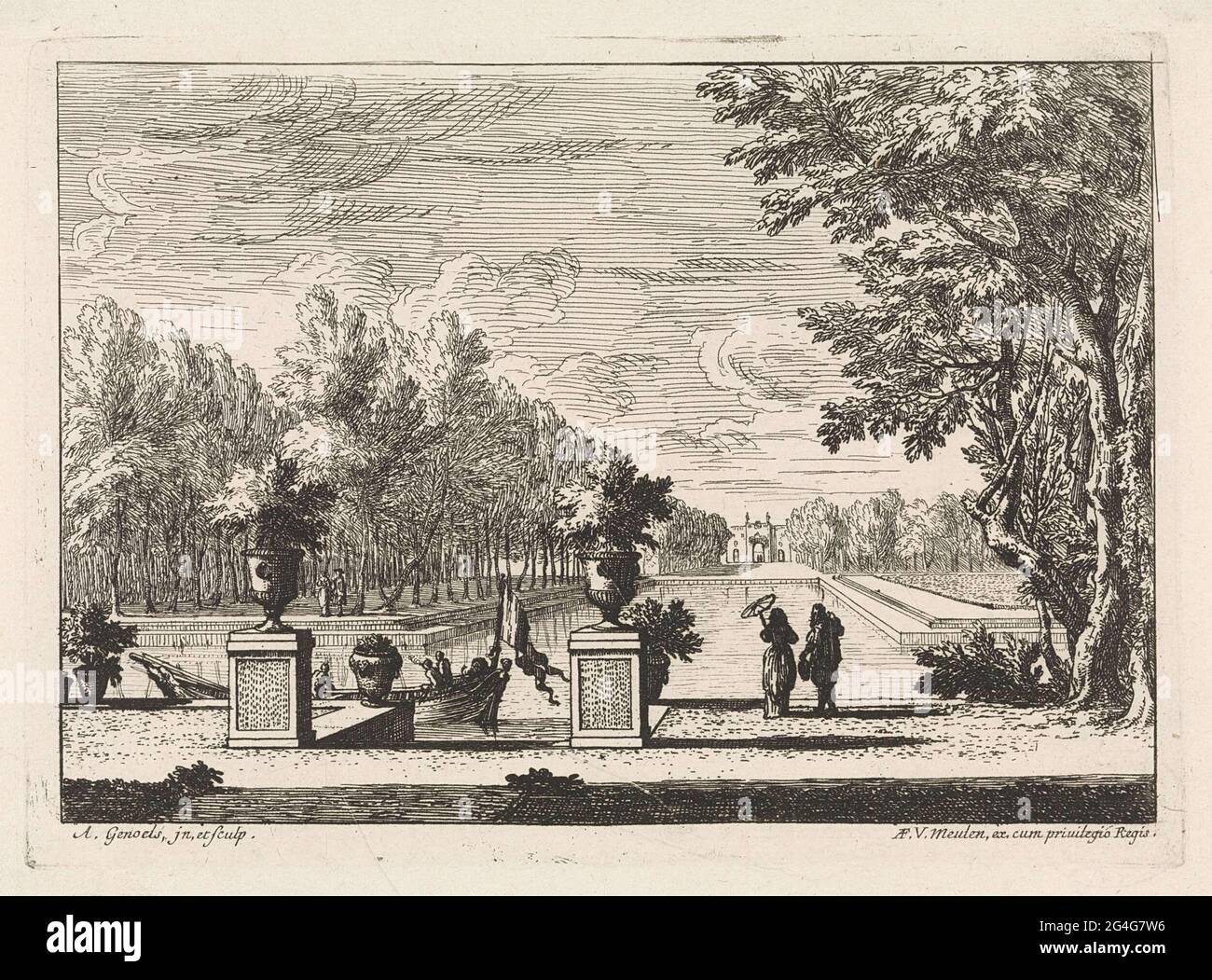 . Un jardin à la française avec un chenal paysagé, dans lequel une ...