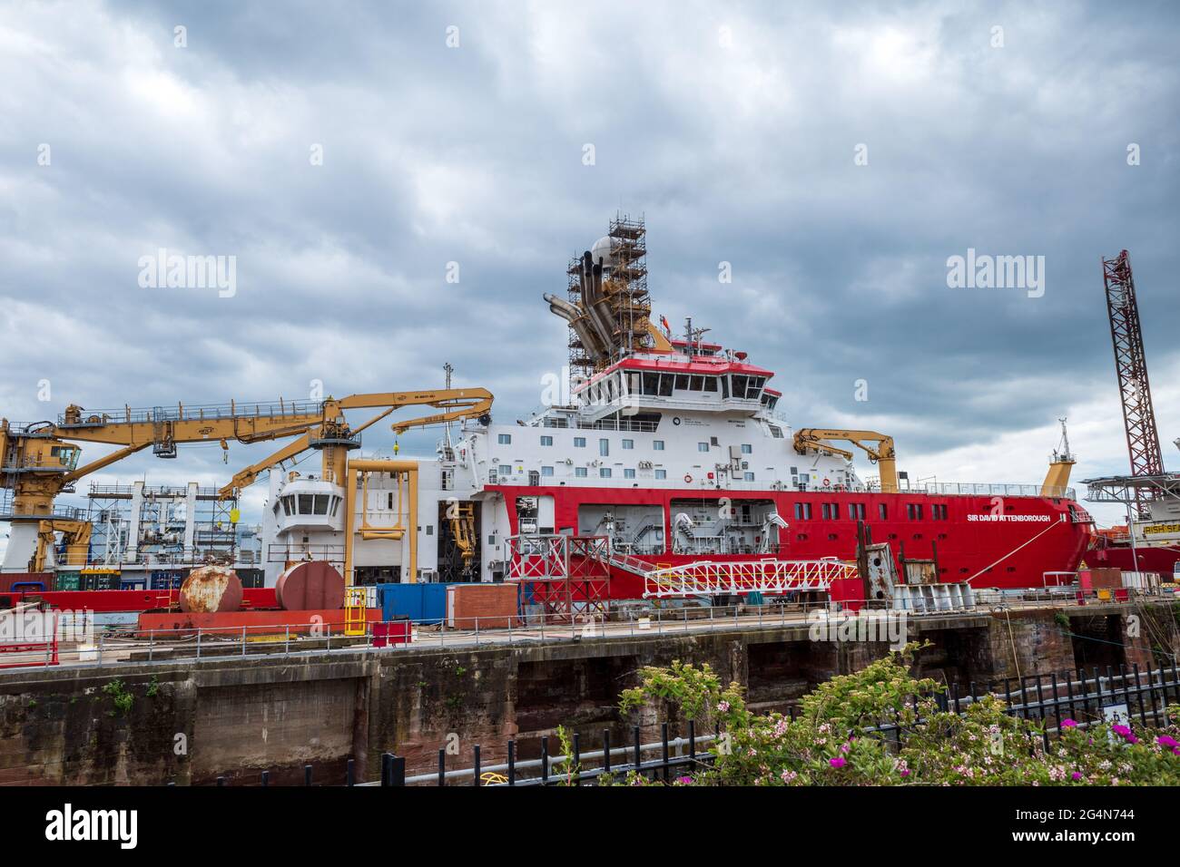 Navire de sir david attenborough Banque de photographies et d’images à ...