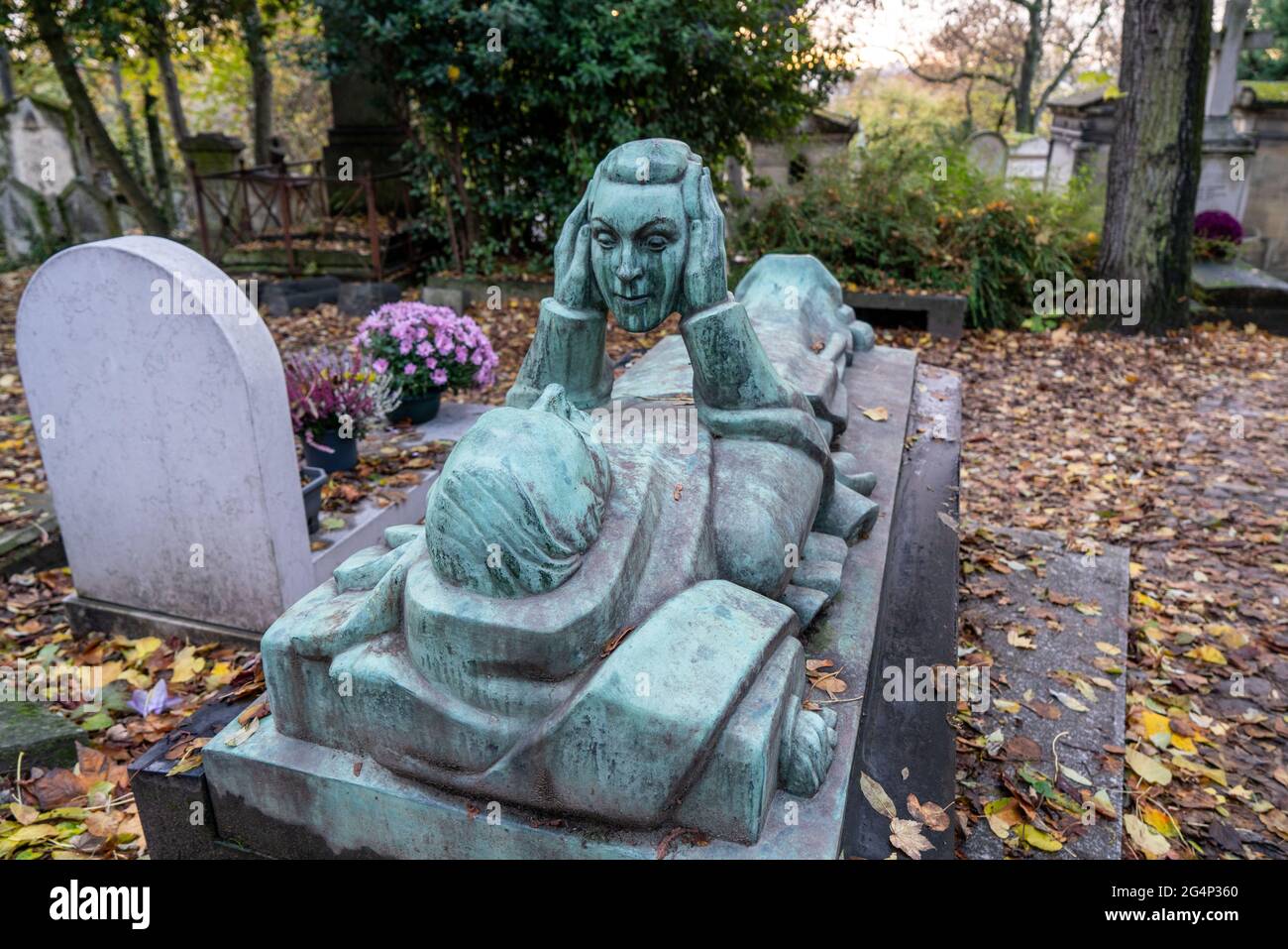 La tombe de Fernandes Arbeot, qui voulait voir sa femme après sa mort ...