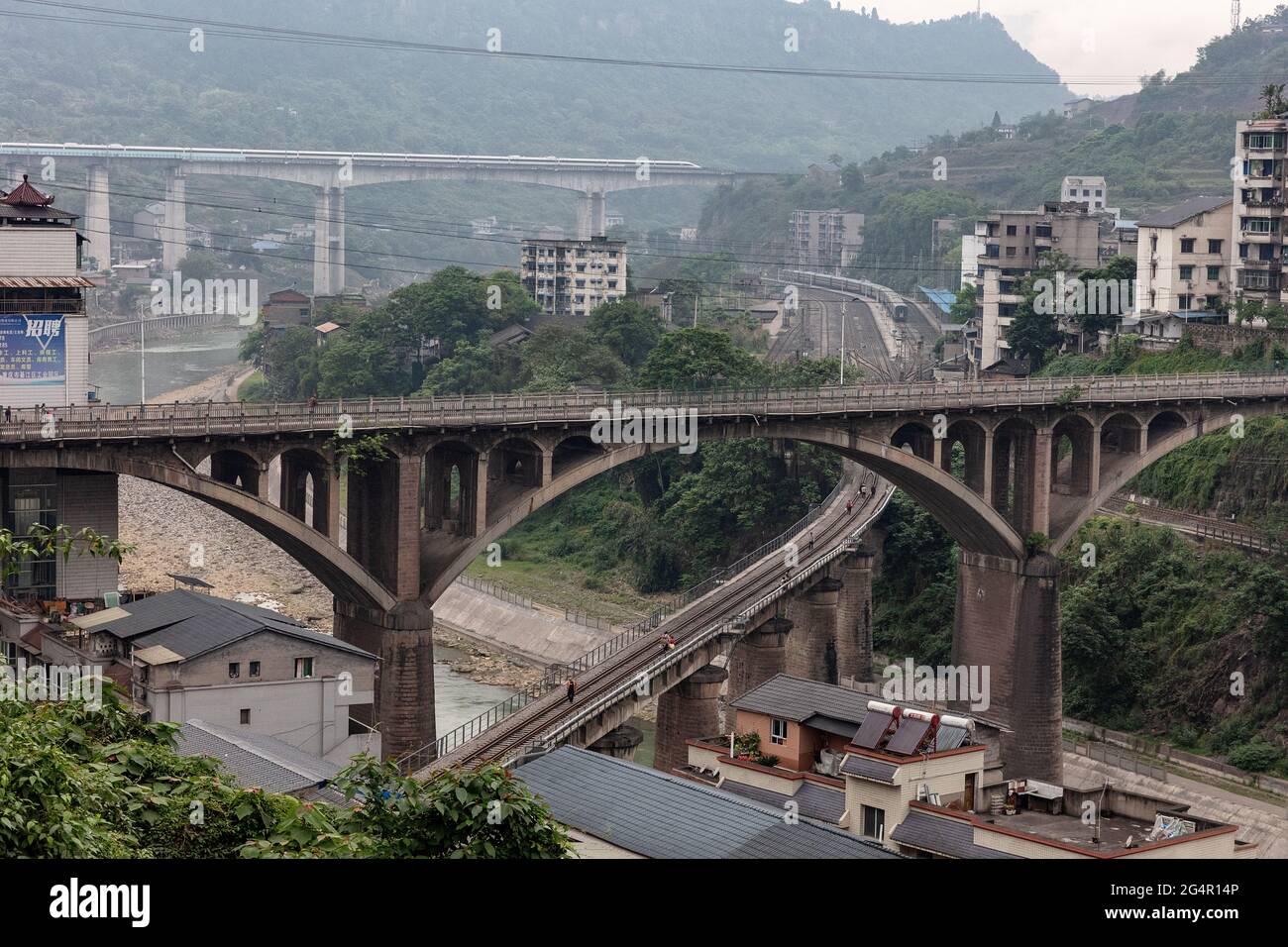 Le qijiang compte des paysages de la ville aquatique de chongqing Photo ...