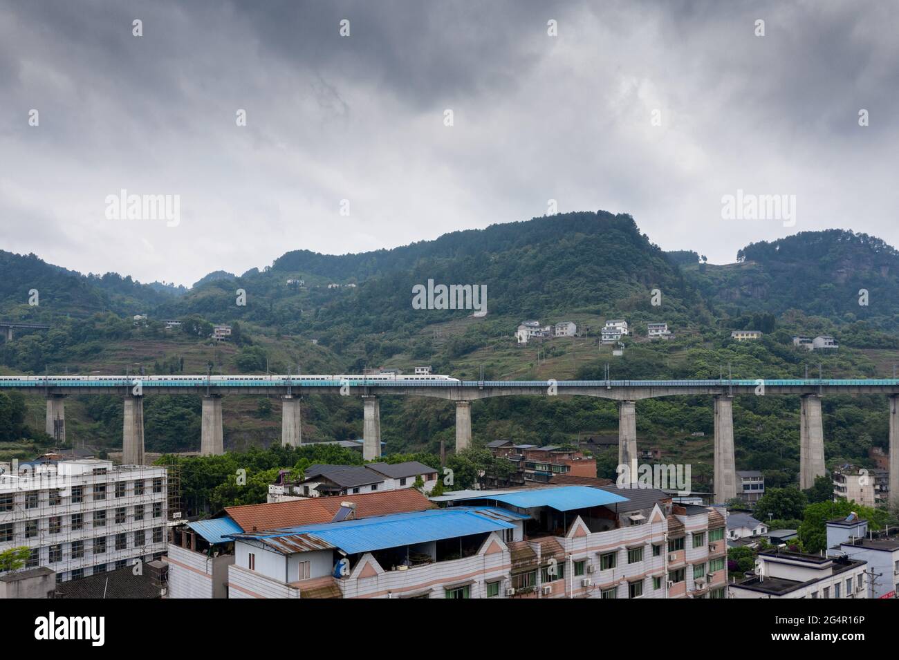 Le qijiang compte des paysages de la ville aquatique de chongqing Photo ...