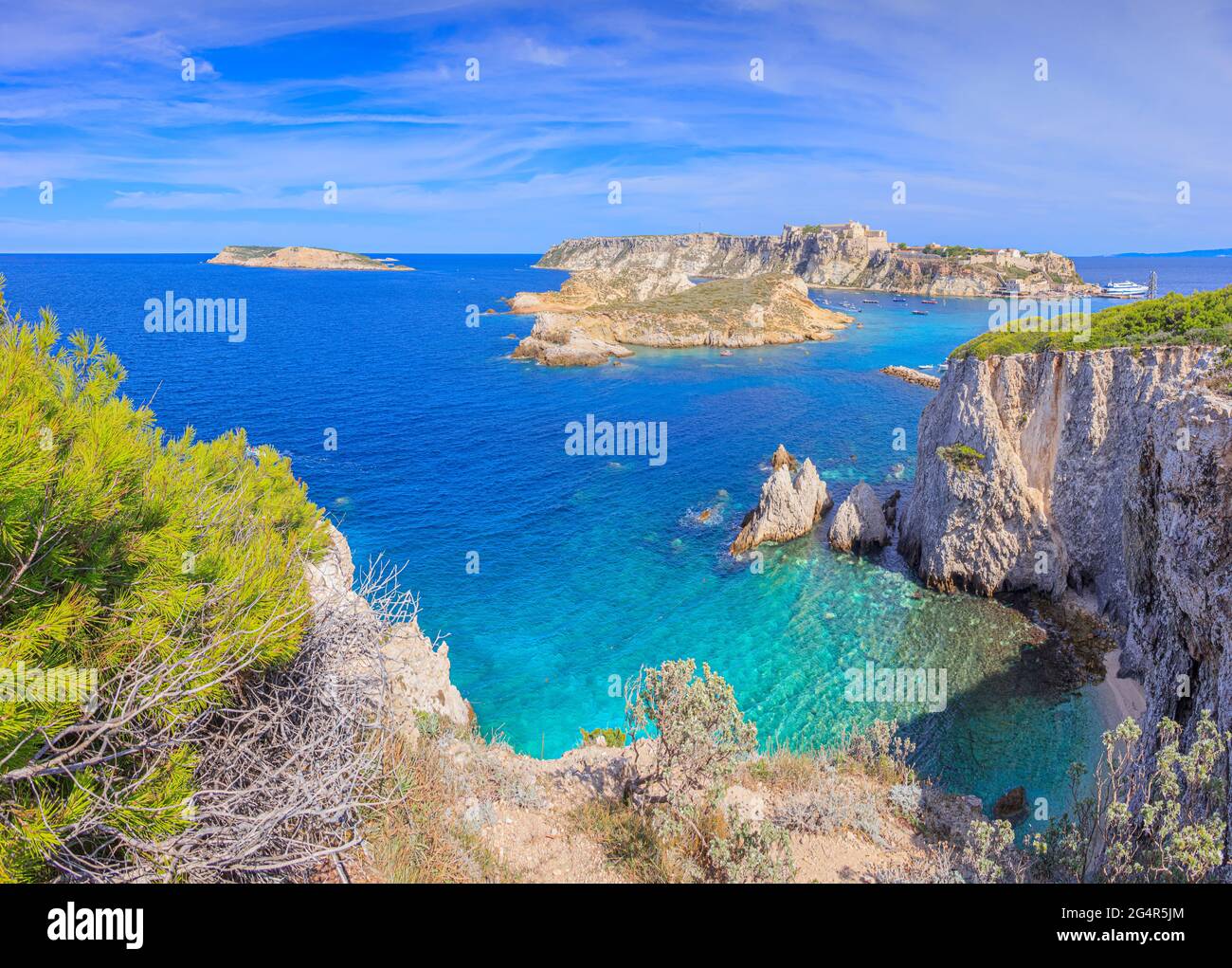 île de capraia en italie Banque de photographies et d’images à haute ...