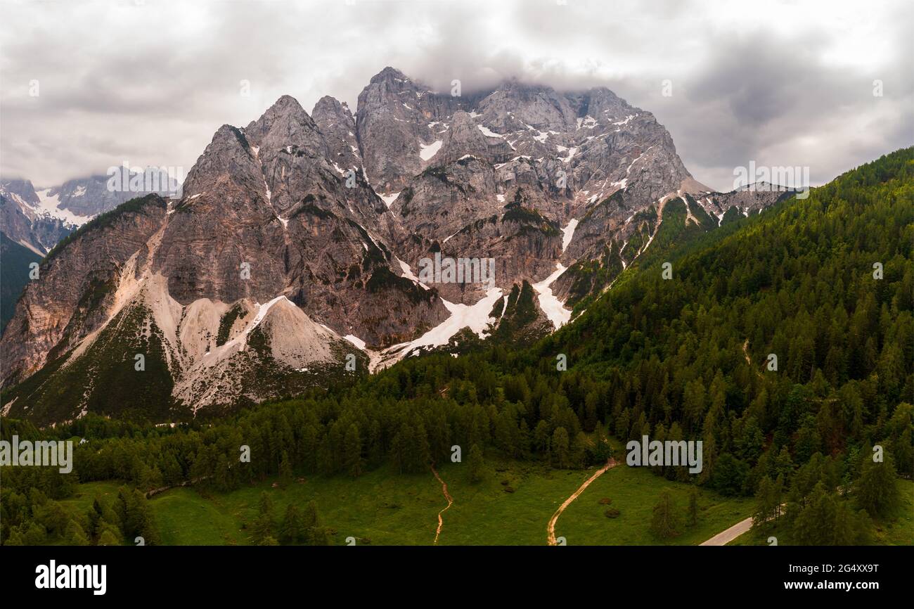 Triglav slovenia Banque de photographies et d’images à haute résolution ...