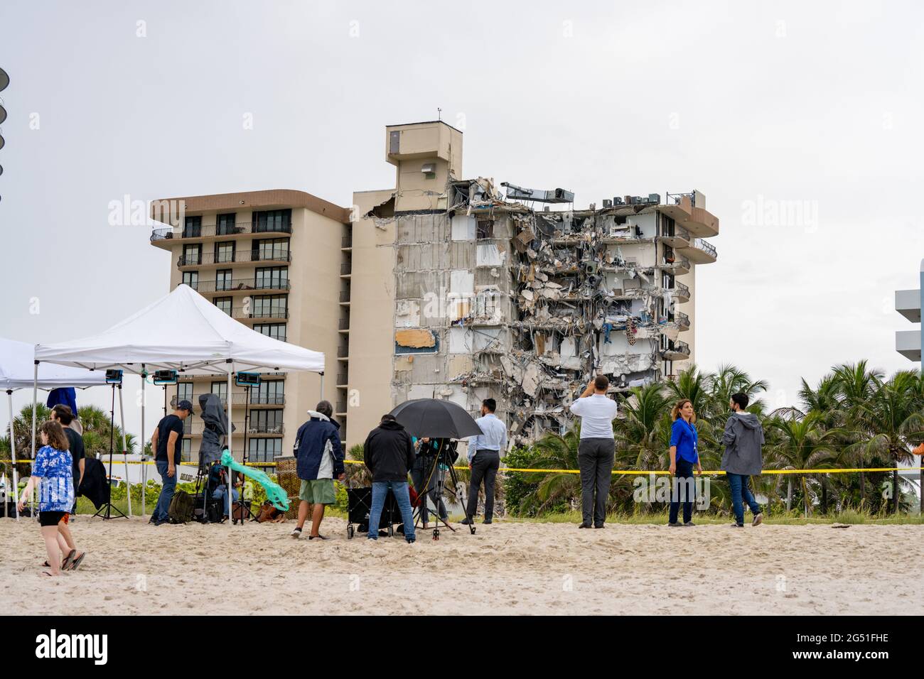 Condo Collapse Champlain Towers Miami Surfside nouvelles photos Photo ...