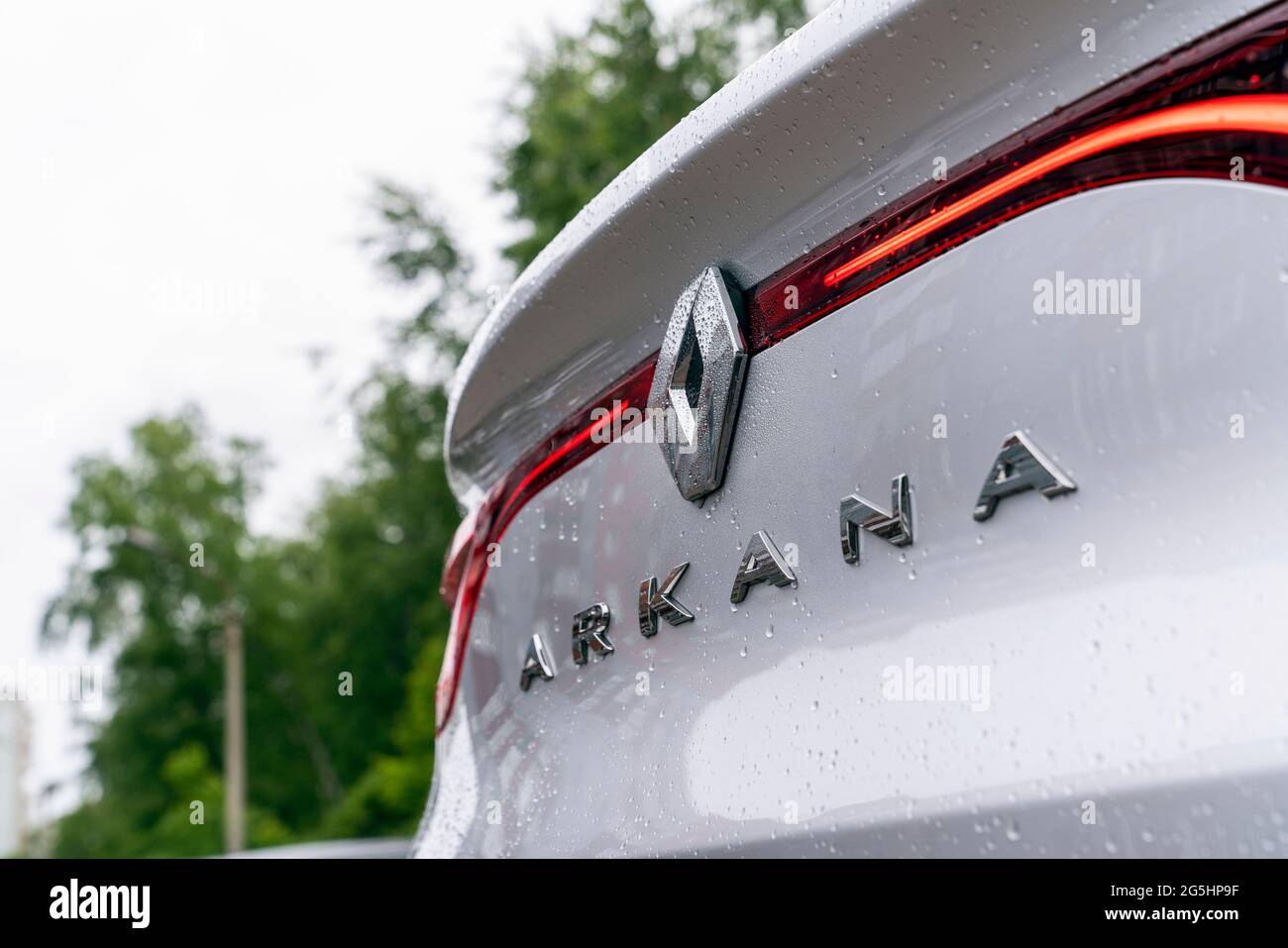 Renault arkana Banque de photographies et d’images à haute résolution ...