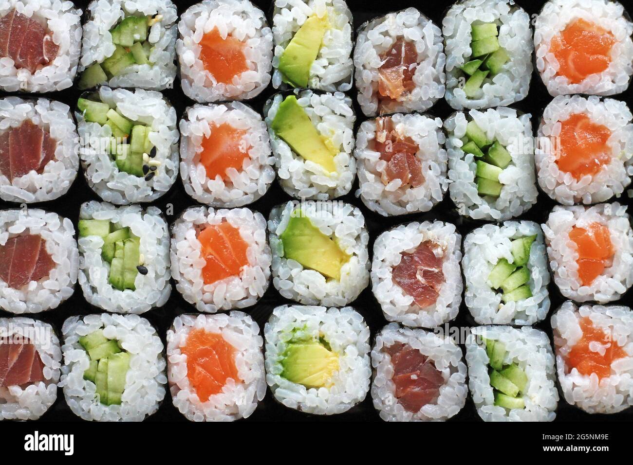 Sushi types Banque de photographies et d’images à haute résolution - Alamy