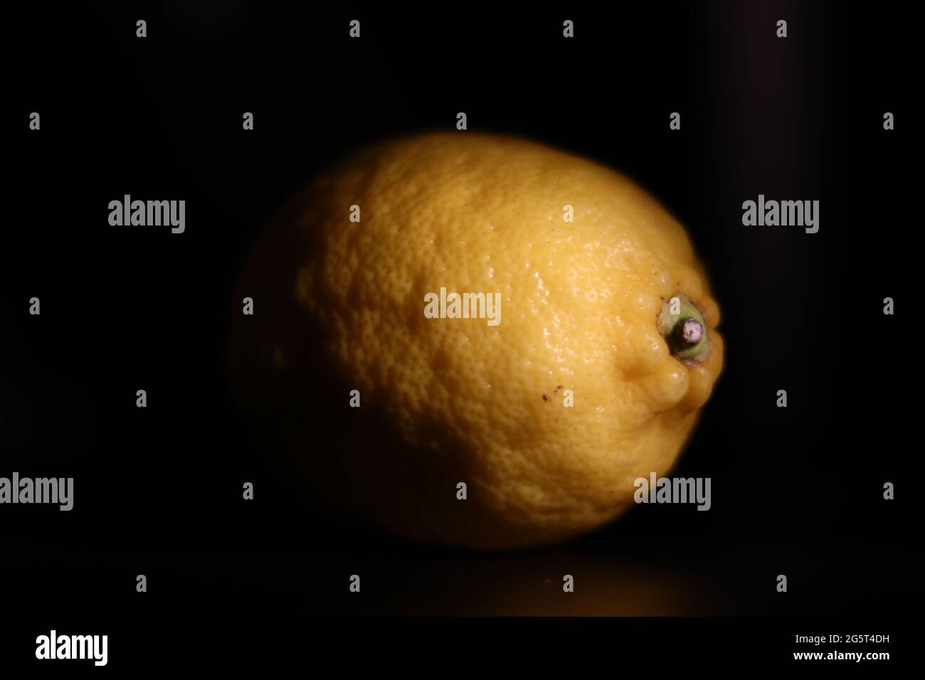 Jaune citron Banque de photographies et d’images à haute résolution - Alamy