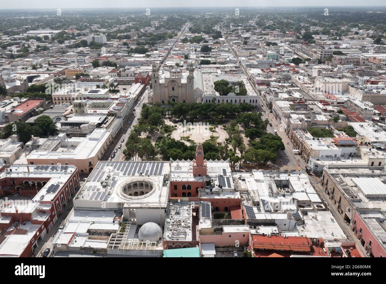 Vue aérienne de la Plaza Grande, au centre-ville de Merida, au Mexique ...