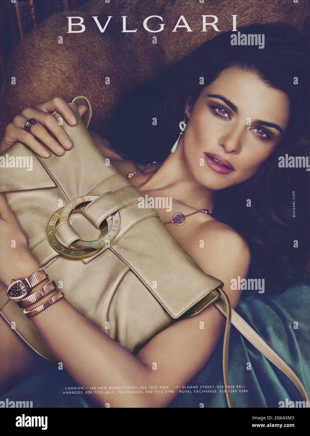 Affiche publicitaire de la maison BVLGARI avec Rachel Weisz dans la version papier du magazine à ...
